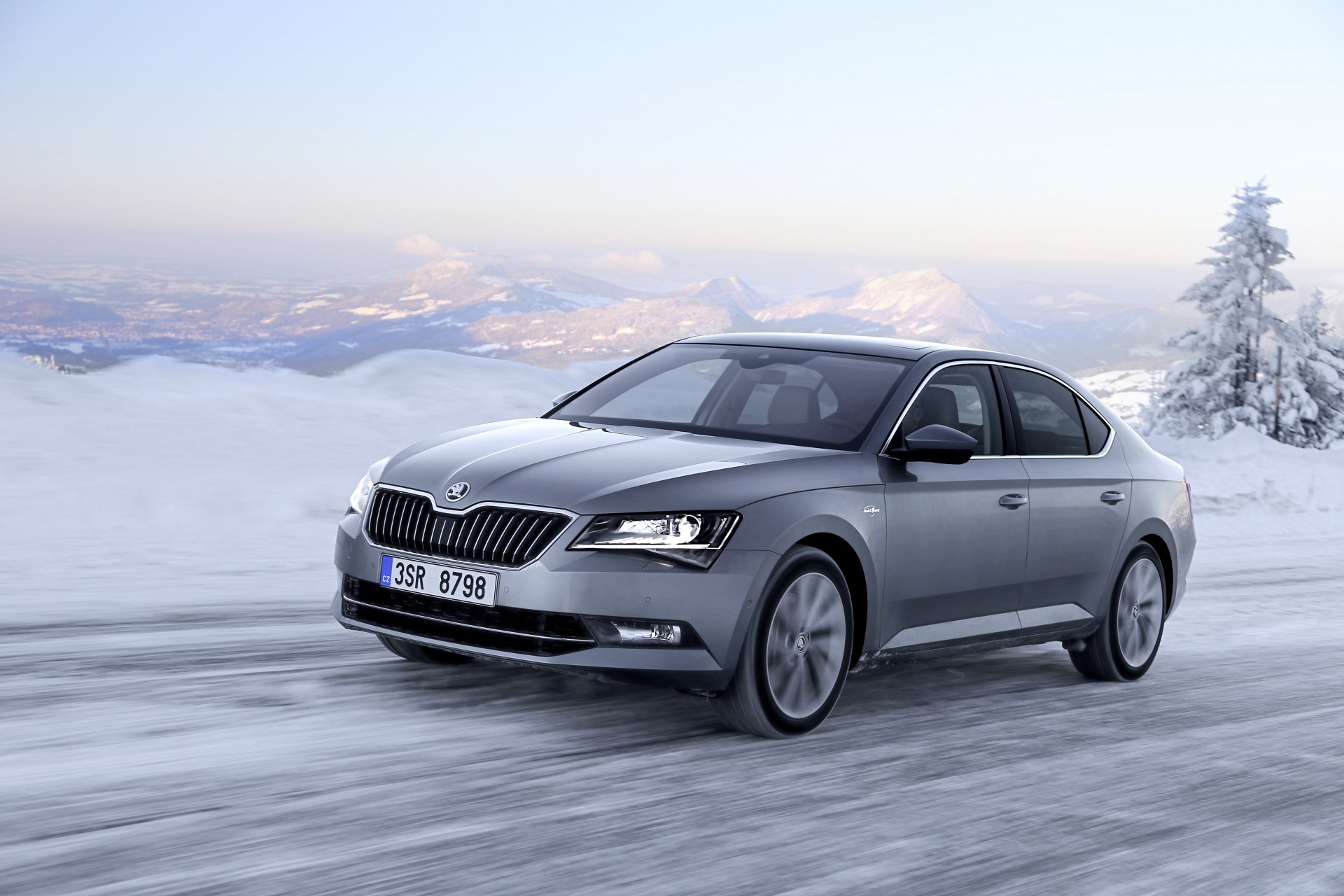 ŠKODA Superb 4×4 - Škoda Storyboard