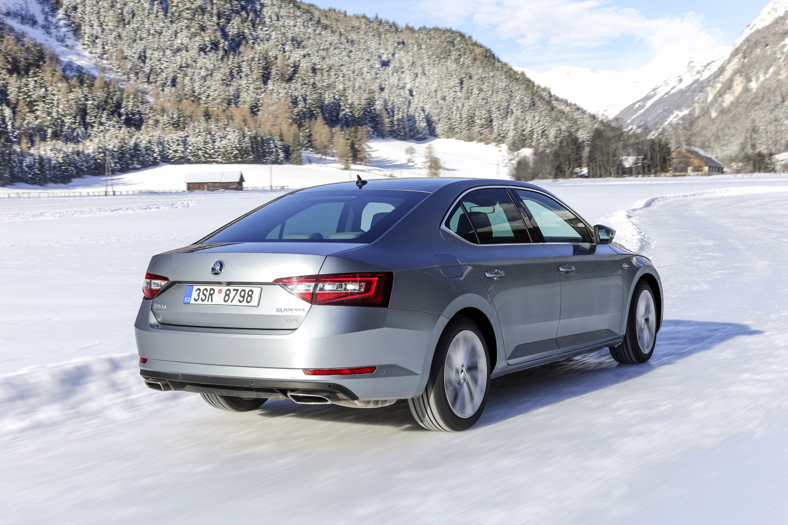 ŠKODA Superb 4×4 - Škoda Storyboard