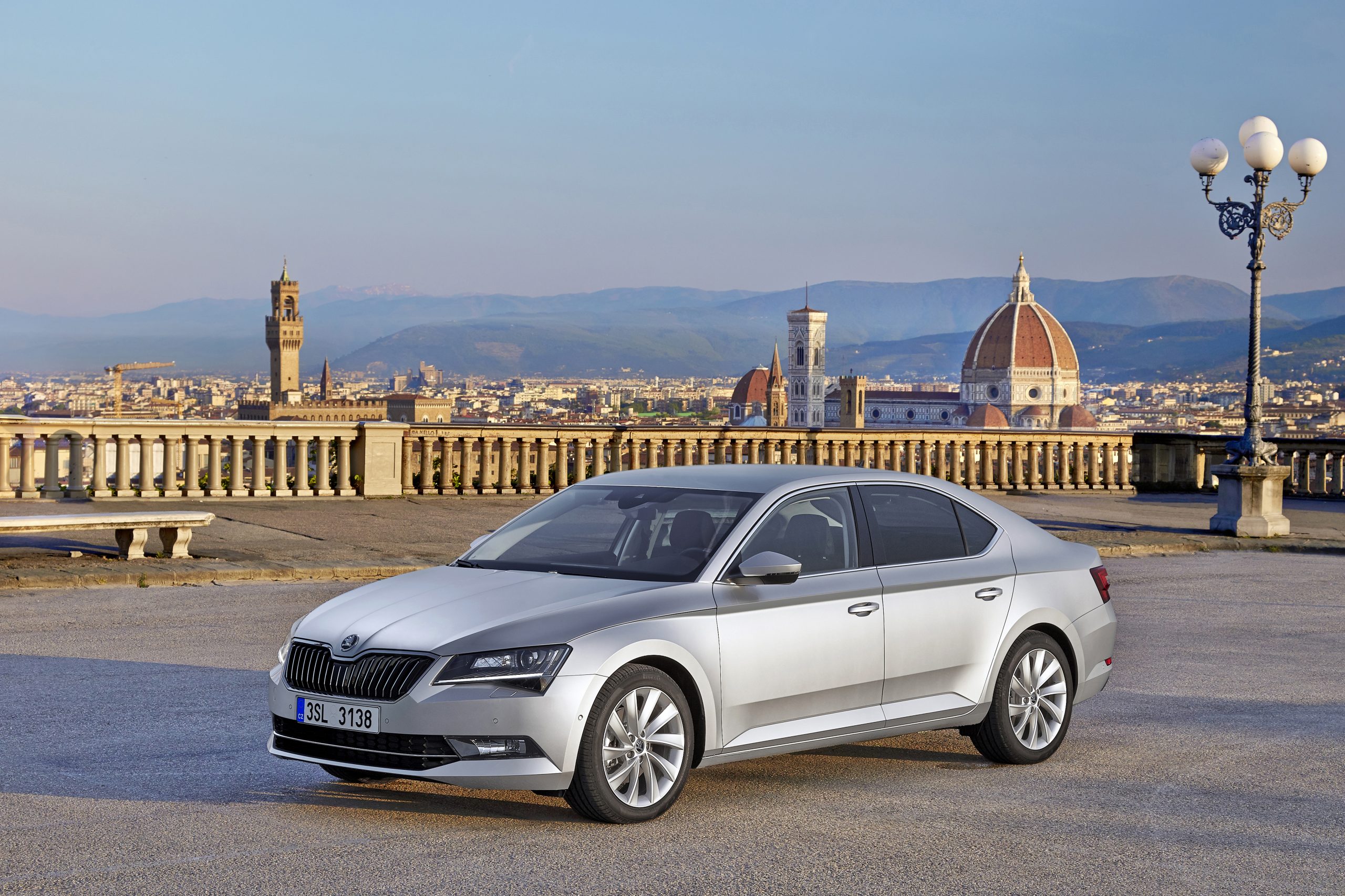 The new ŠKODA Superb - Škoda Storyboard