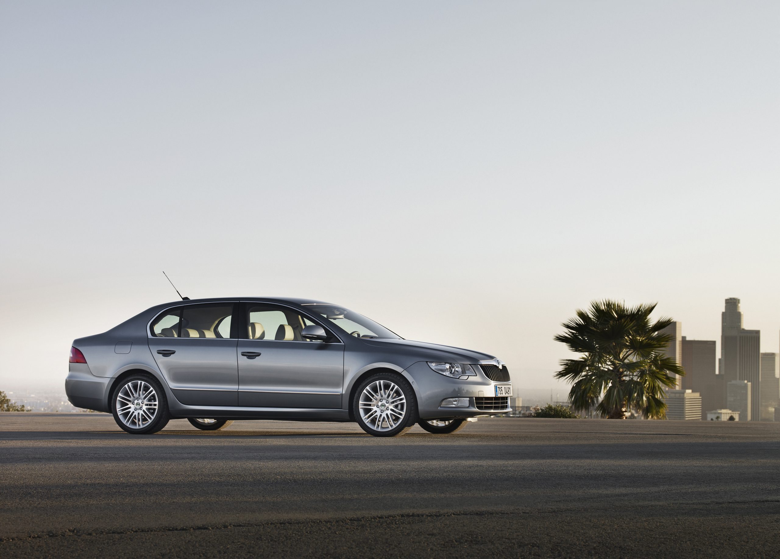 15 years of ŠKODA SUPERB: Brand’s flagship celebrates production ...