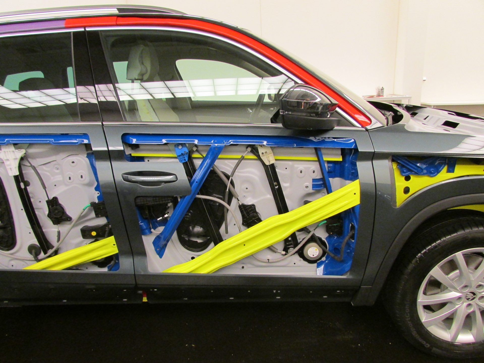 Front and rear door impact beams - Škoda Storyboard
