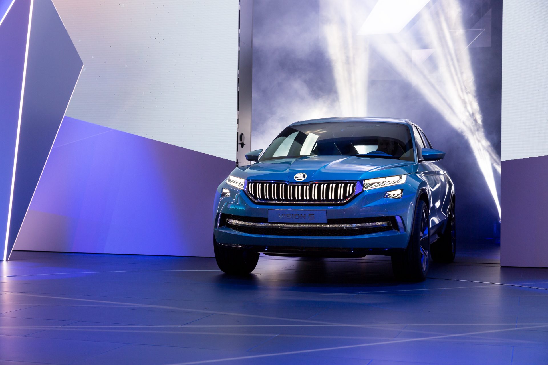 ŠKODA VisionS - Škoda Storyboard