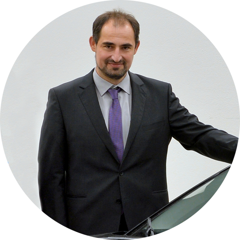 Close Up! Through the Microscope – Part 2 - Škoda Storyboard