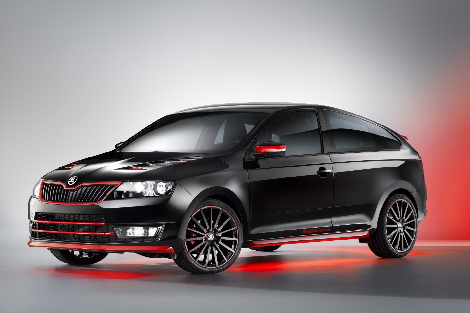 ŠKODA ATERO, 2016 - Škoda Storyboard