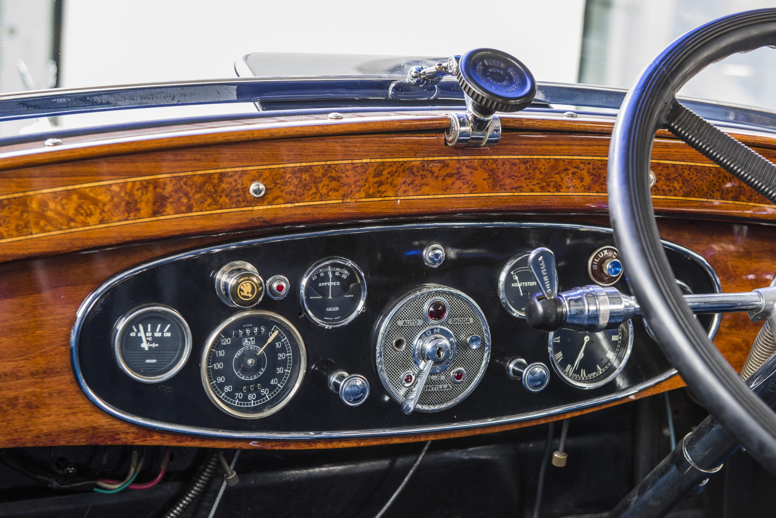 ŠKODA 860 (1932) - Škoda Storyboard