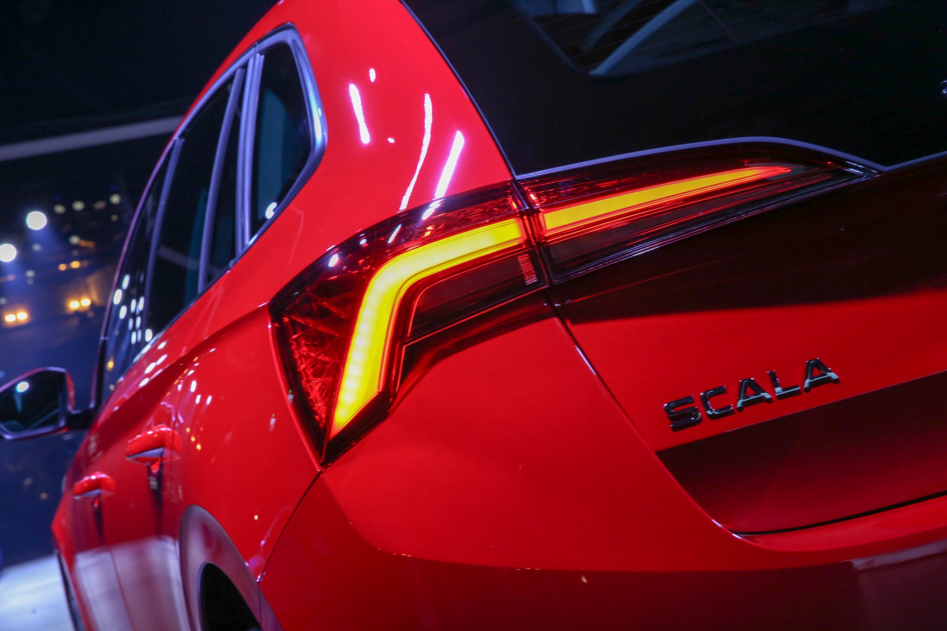 ŠKODA SCALA - Škoda Storyboard