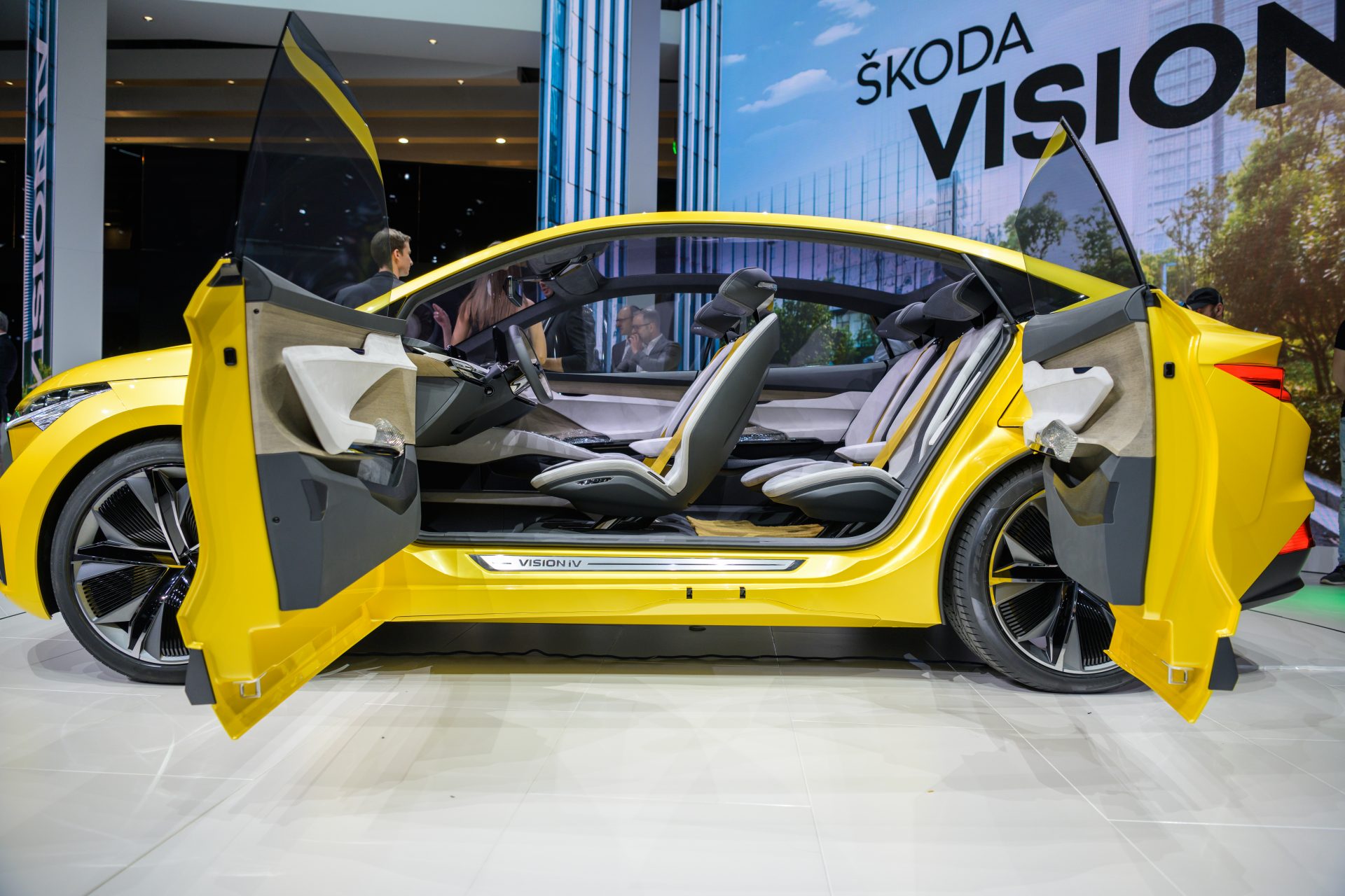 Meet the ŠKODA VISION iV - Škoda Storyboard
