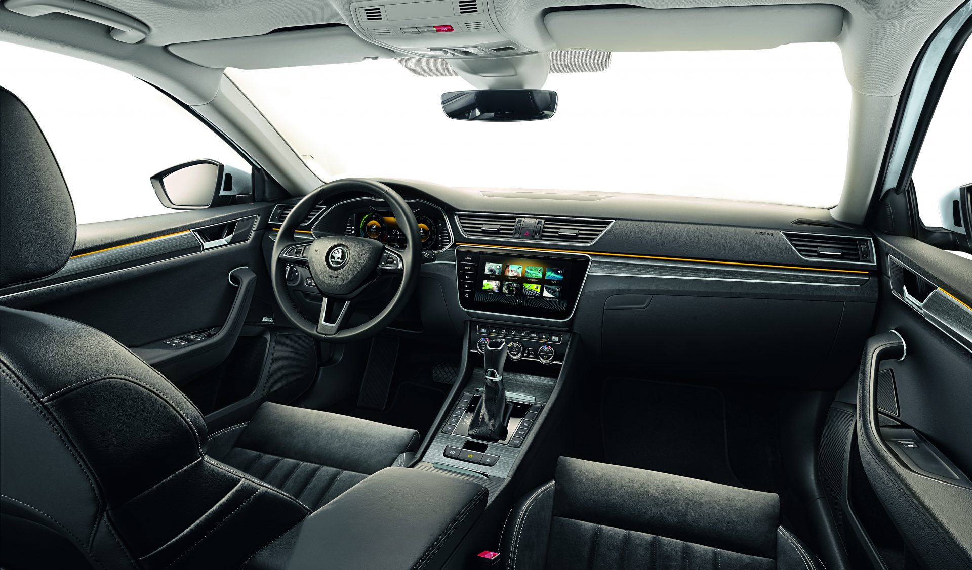 ŠKODA SUPERB iV - Škoda Storyboard