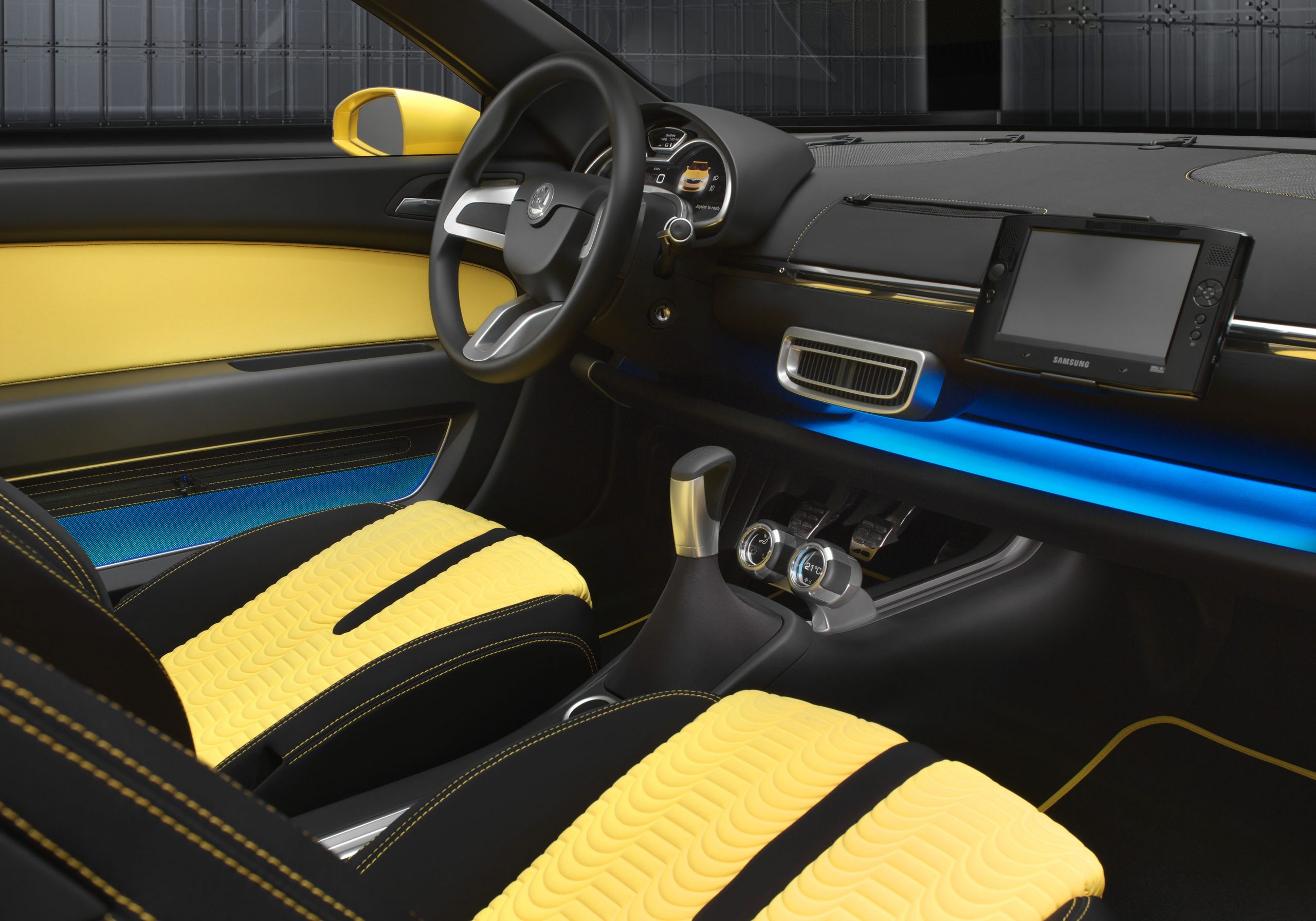 ŠKODA JOYSTER - Škoda Storyboard