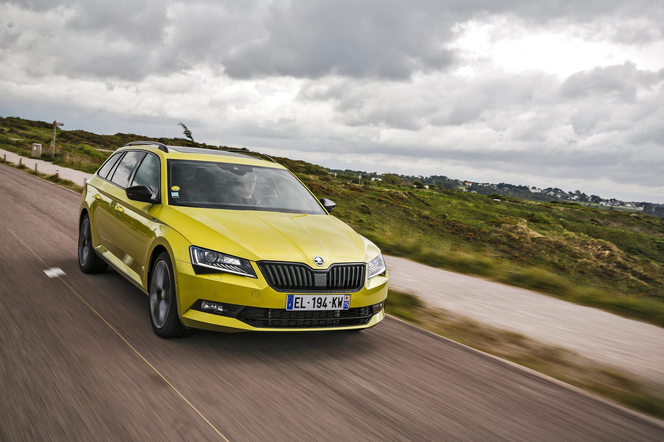 Deciphering number plates: France - Škoda Storyboard