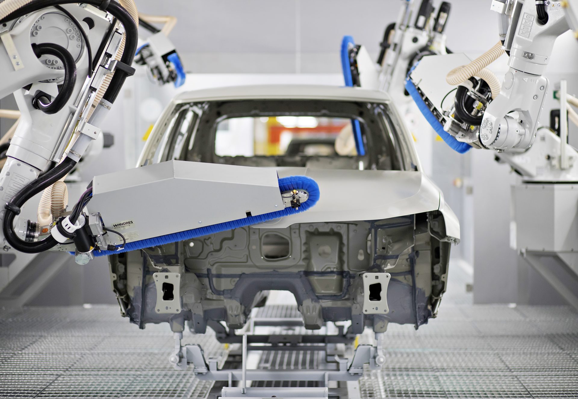 The new paint shop at ŠKODA’s main plant in Mladá Boleslav - Škoda ...