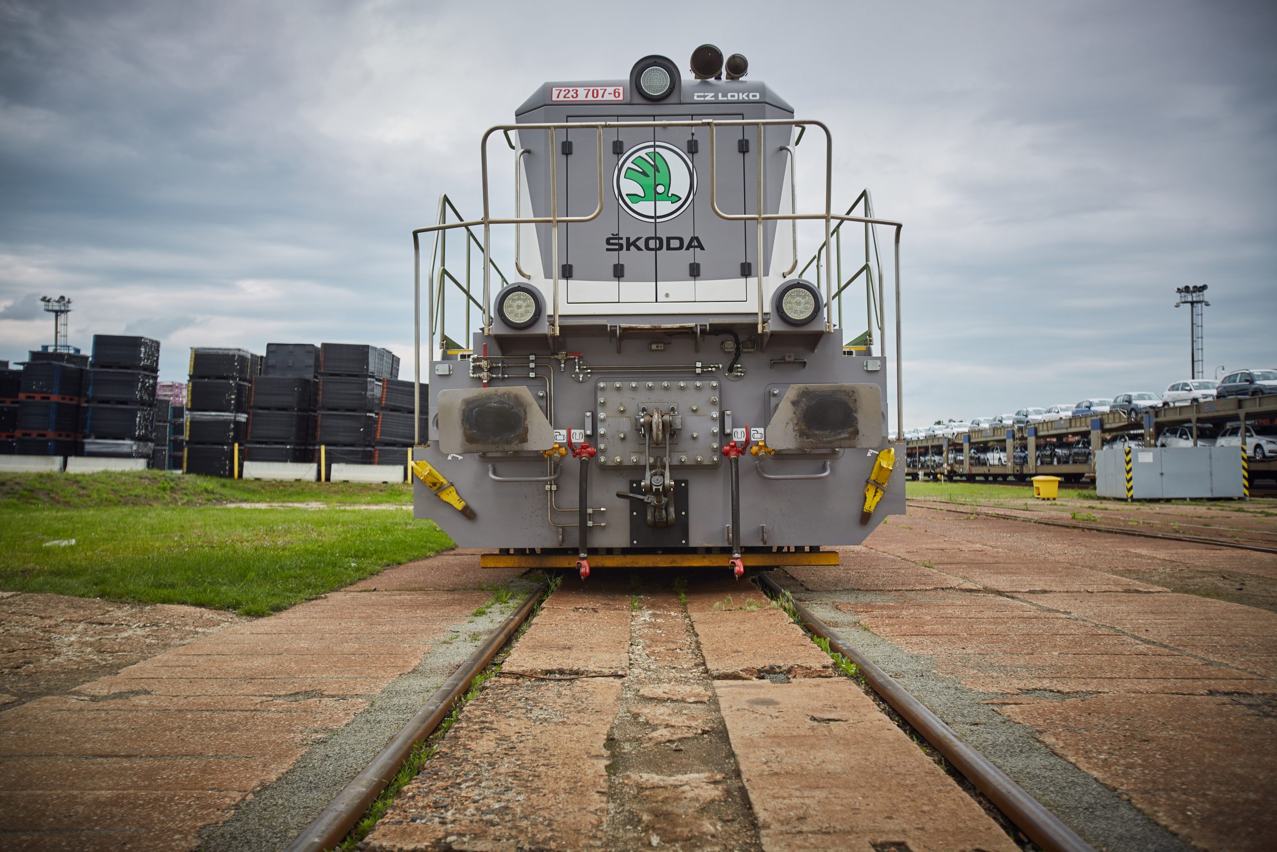 Na první kolej přijíždí vlak... - Škoda Storyboard