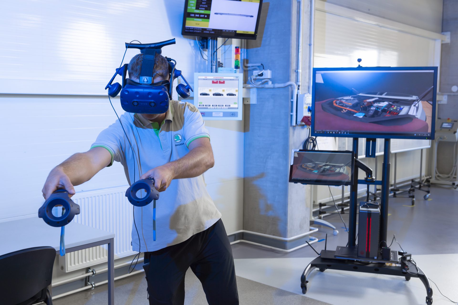 Learning how to breathe life into a hybrid car - Škoda Storyboard