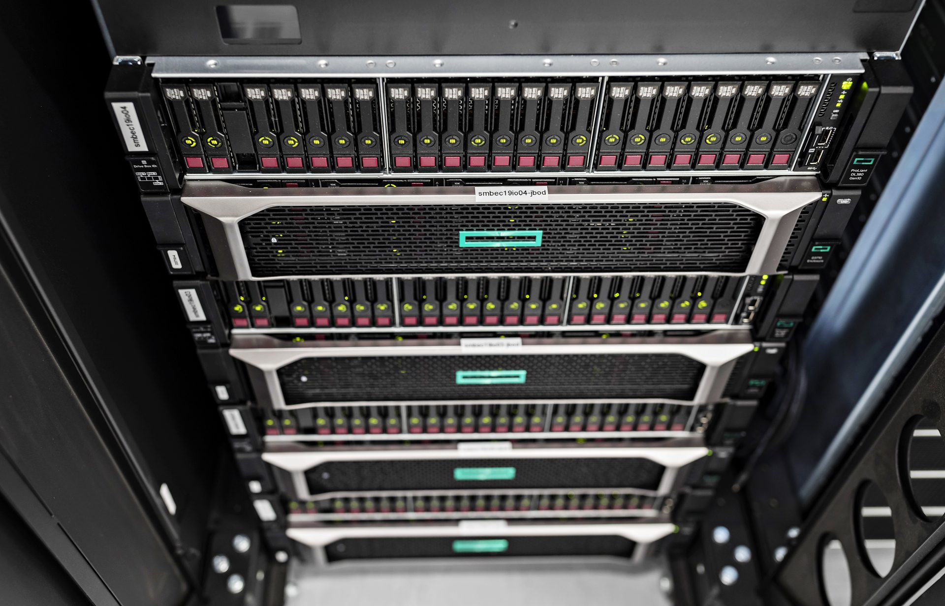 ŠKODA AUTO puts the most powerful commercial supercomputer in the Czech ...