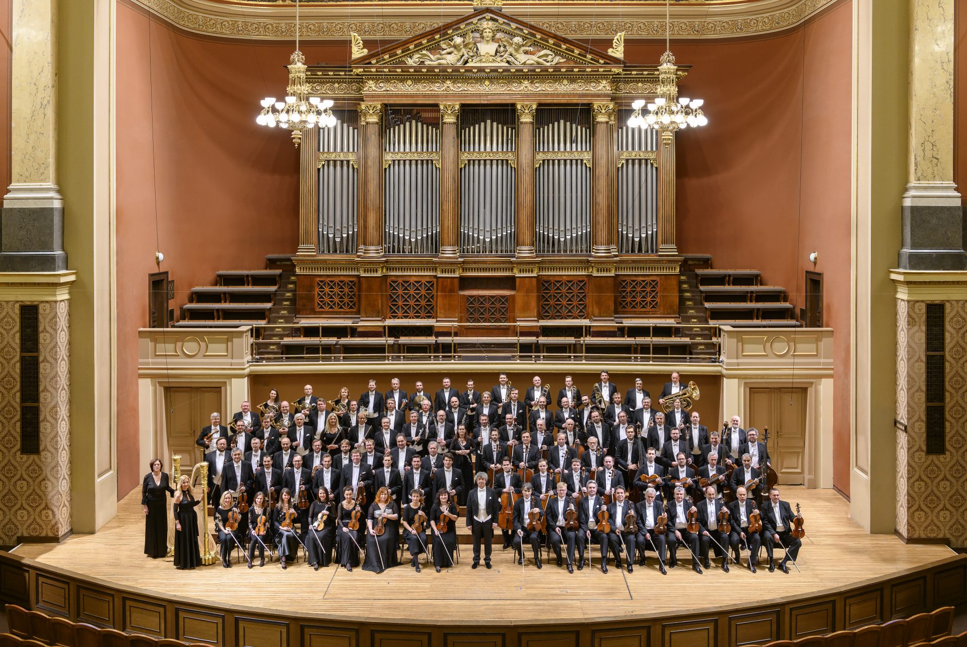 ŠKODA AUTO supports eminent cultural institutions in the Czech Republic ...
