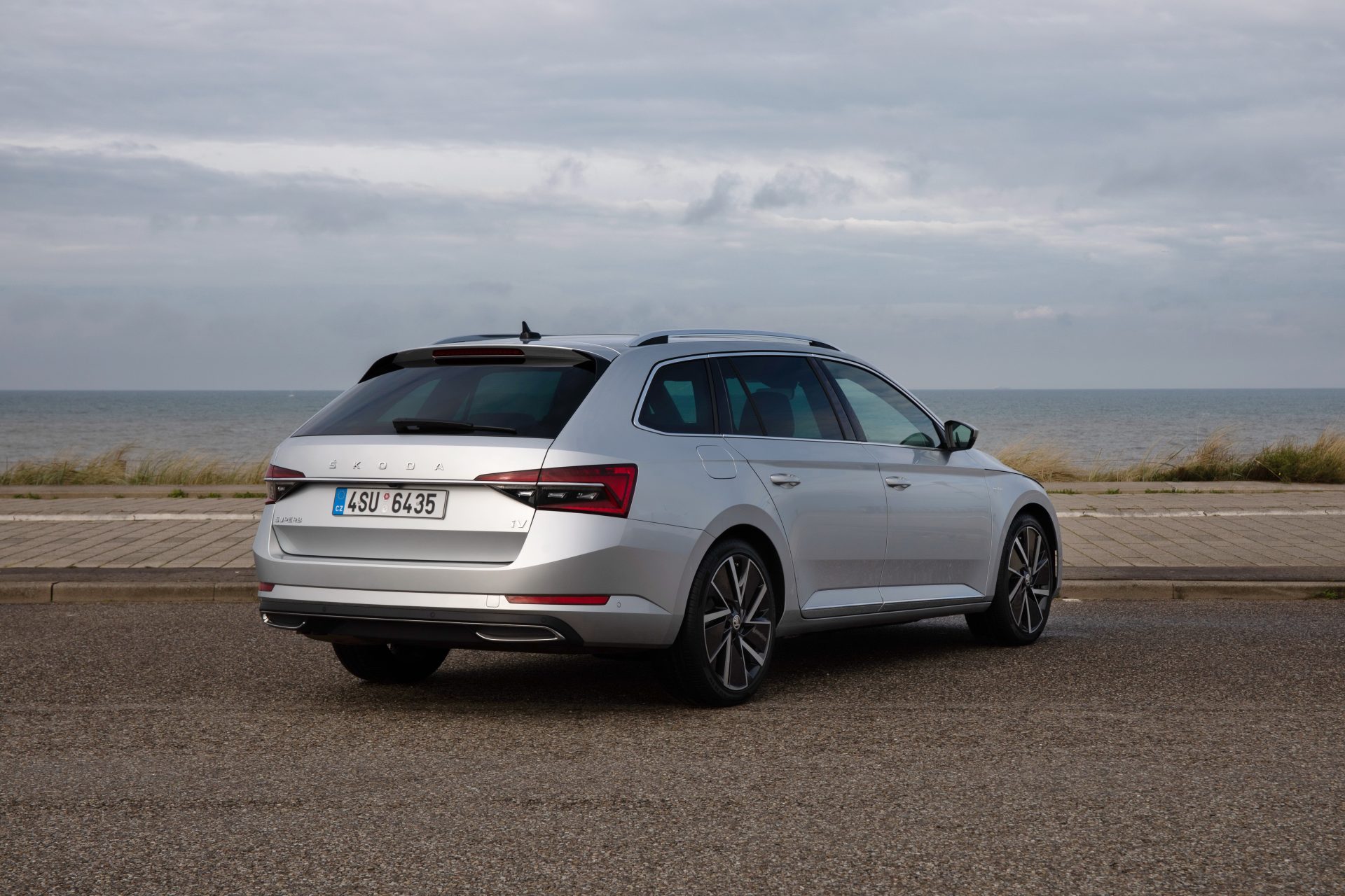 ŠKODA SUPERB COMBI iV - Škoda Storyboard