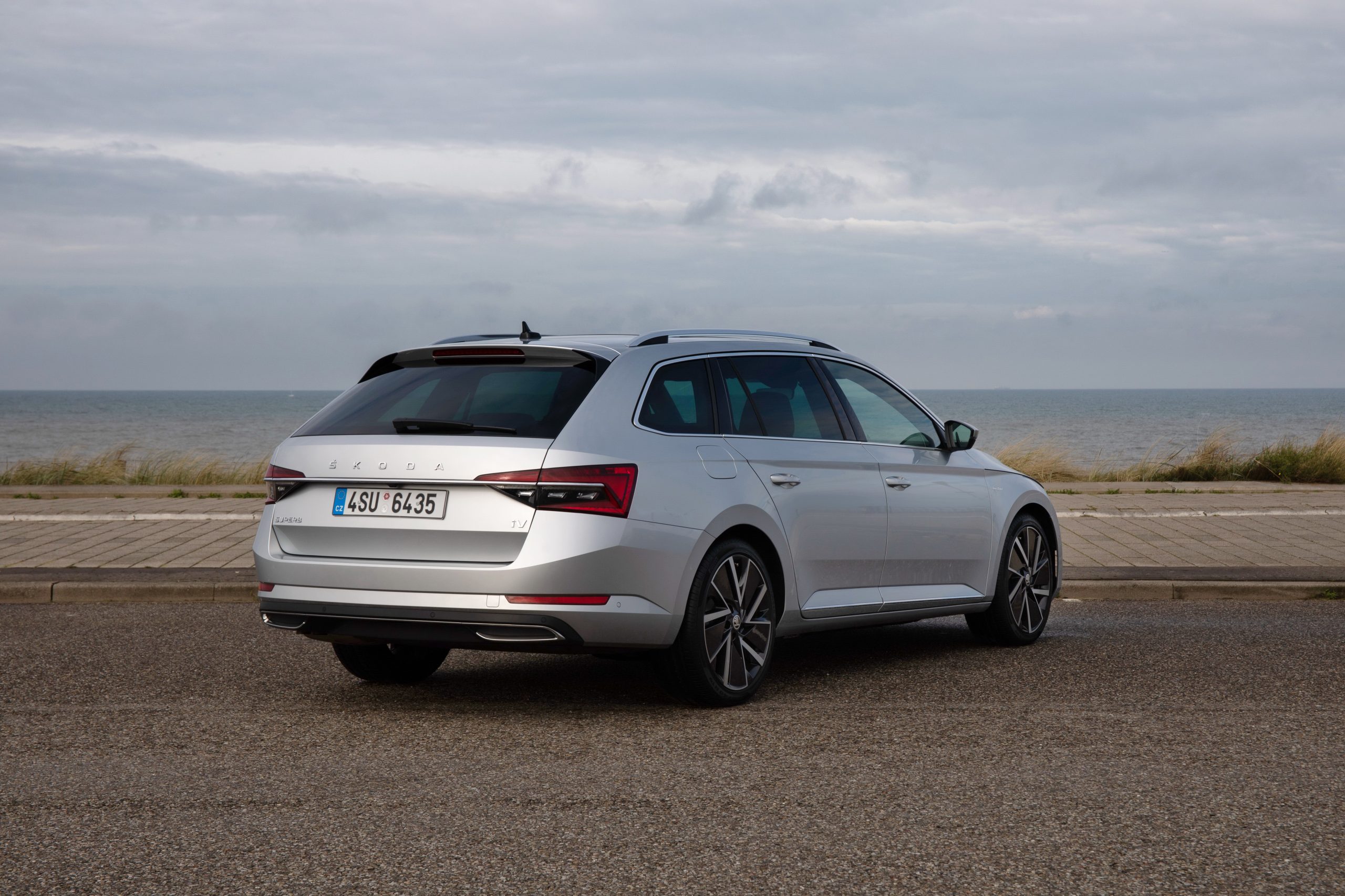 ŠKODA SUPERB COMBI iV - Škoda Storyboard