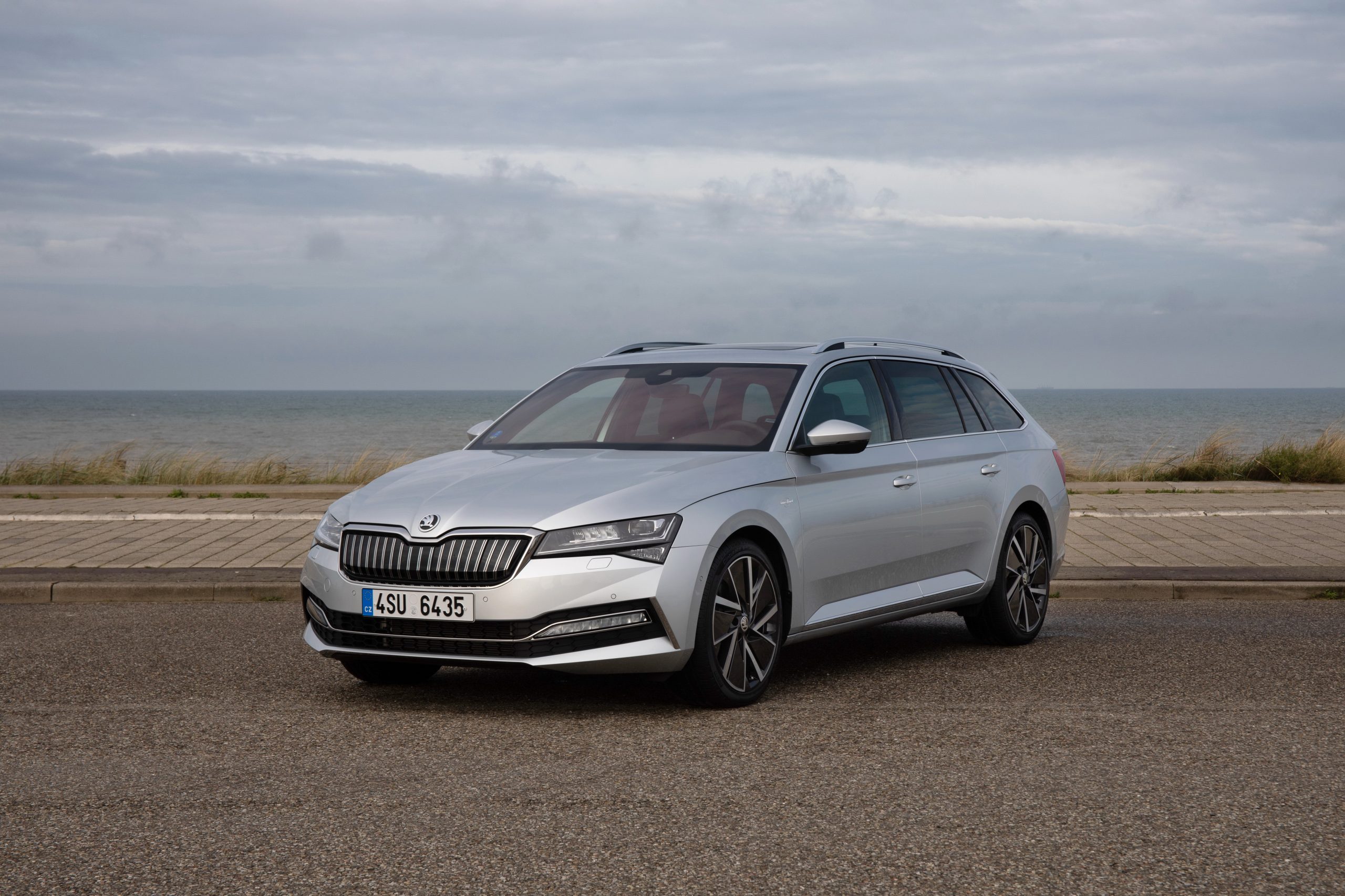 ŠKODA SUPERB COMBI iV - Škoda Storyboard