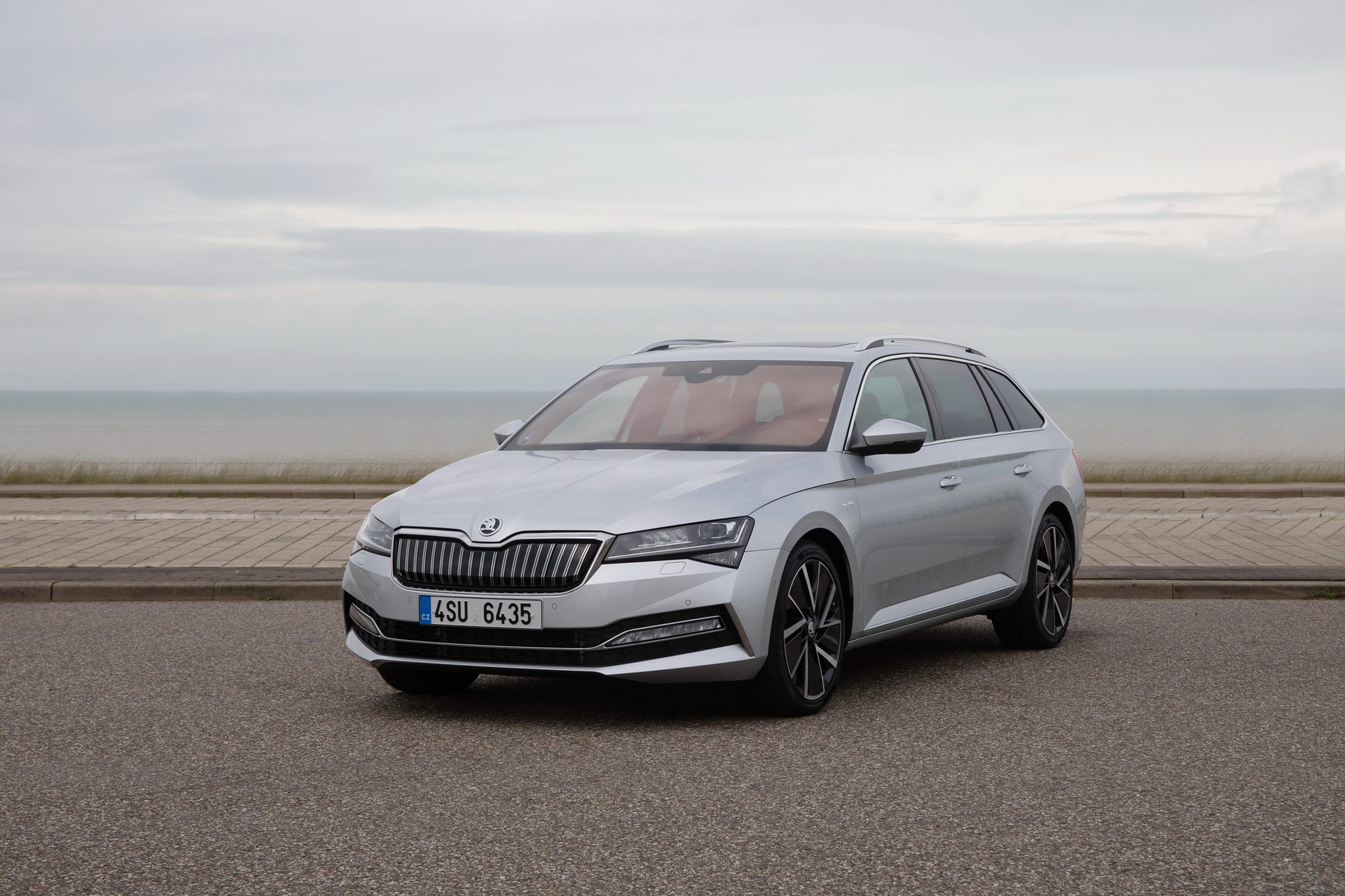 ŠKODA SUPERB COMBI iV - Škoda Storyboard