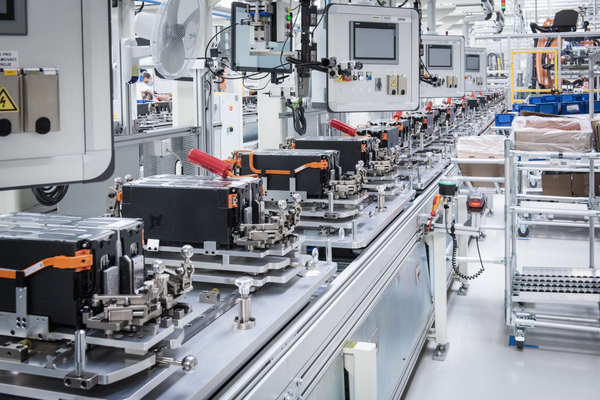 Battery production: how the heart of an electric car is made - Škoda ...