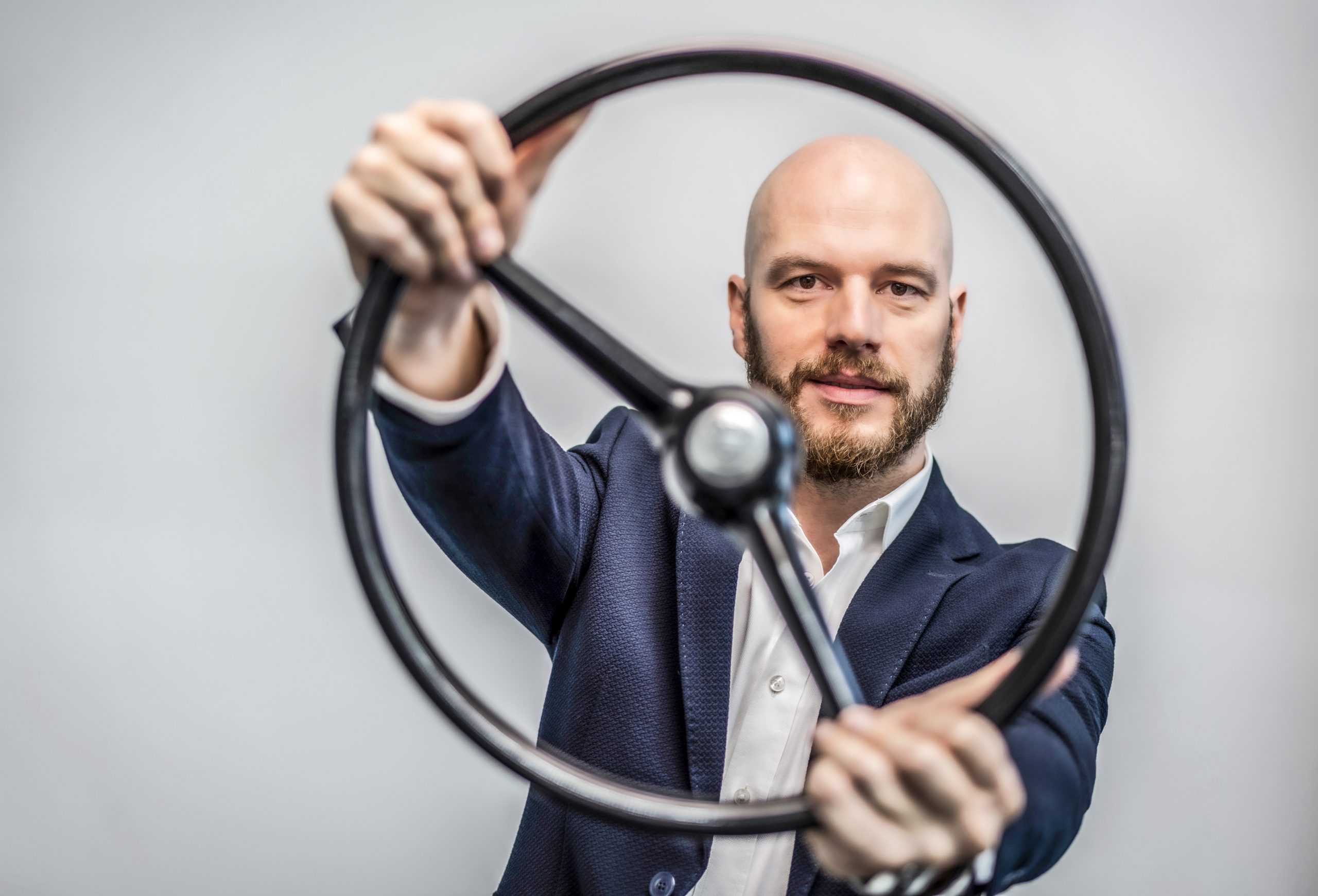 „Our customers want to sit in the car and drive, the want everything to be intuitive,“ explains ...