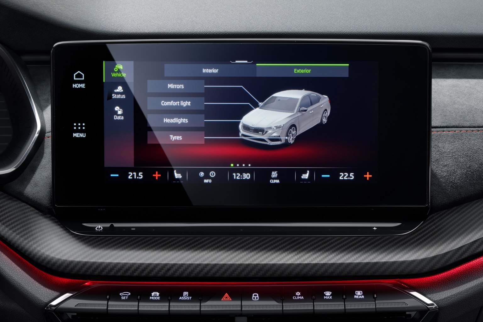 ŠKODA OCTAVIA RS: Sporty interior - Škoda Storyboard