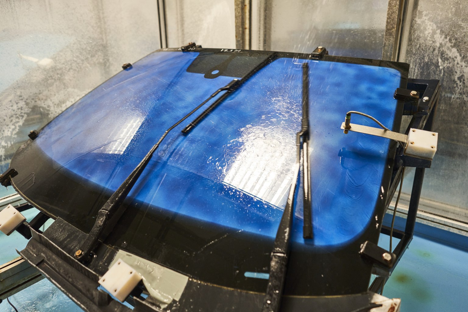 Front windscreen wiper testing - Škoda Storyboard