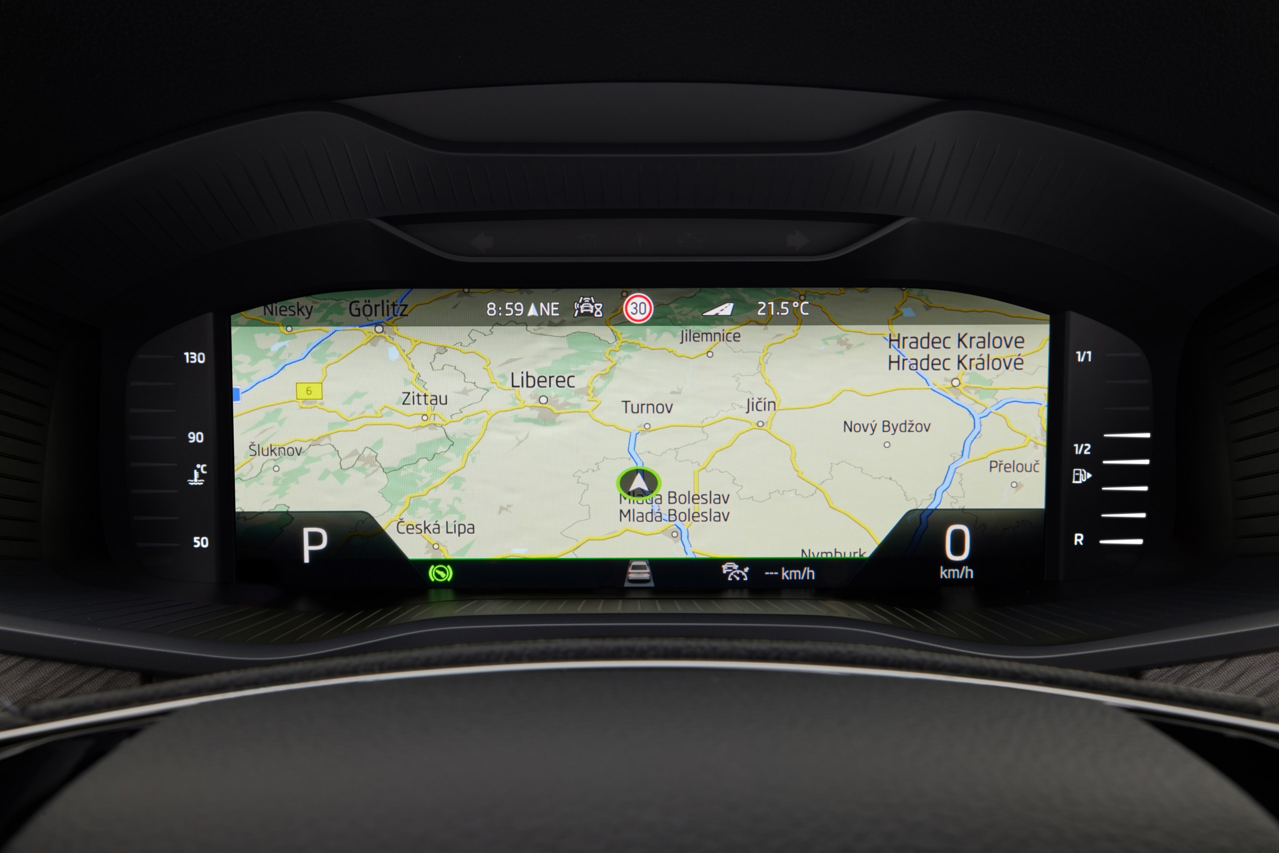 Connectivity: advanced infotainment - Škoda Storyboard