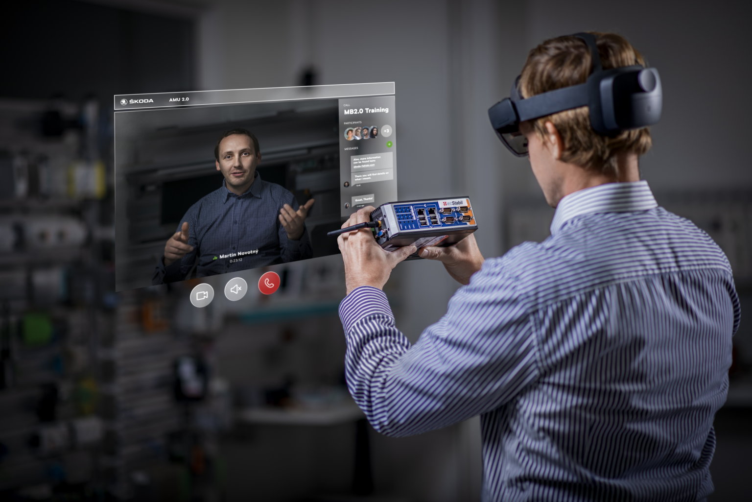 ŠKODA AUTO tests augmented reality glasses for production line ...