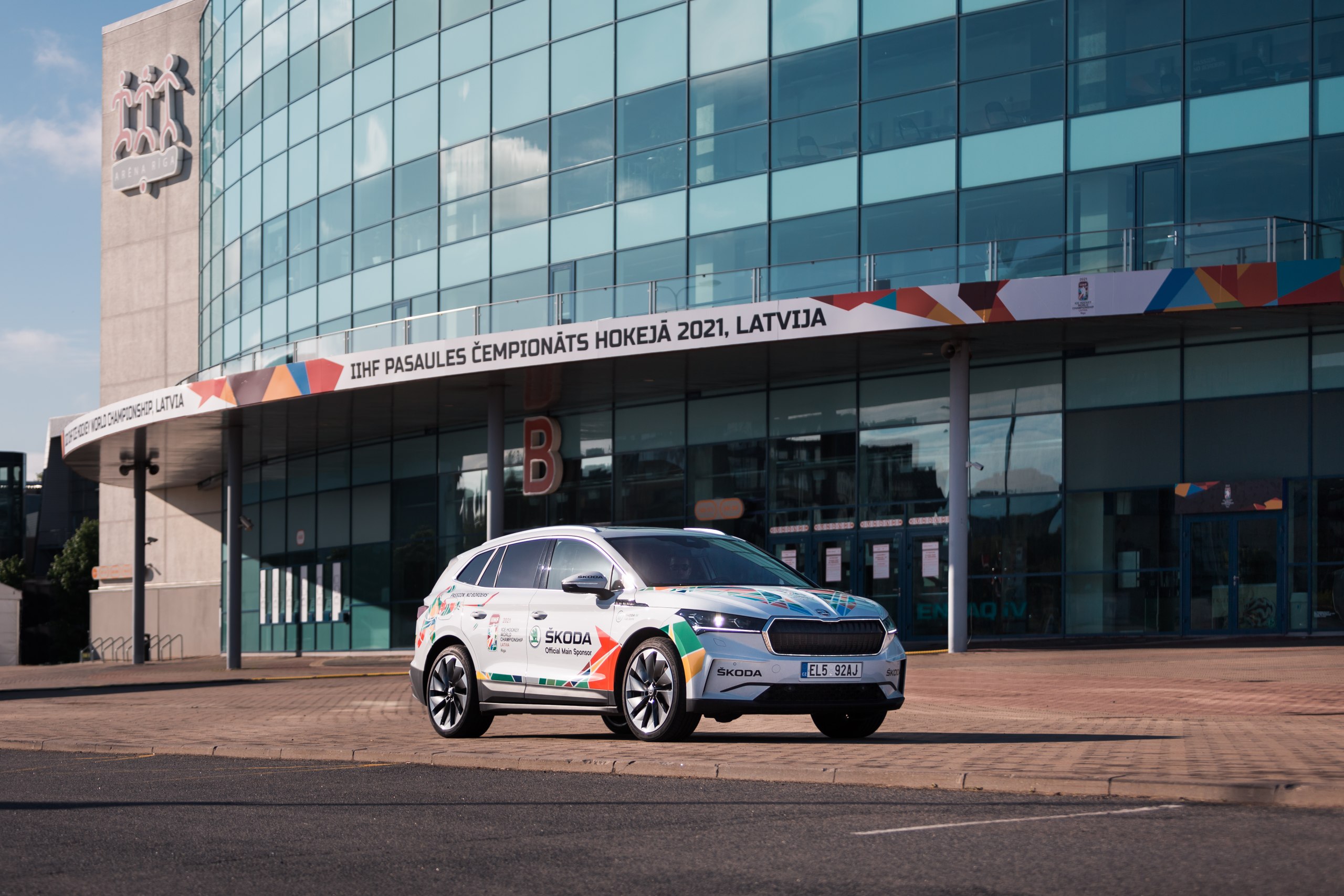 15,000 figures of hockey fans to fill the stands in Riga - Škoda Storyboard