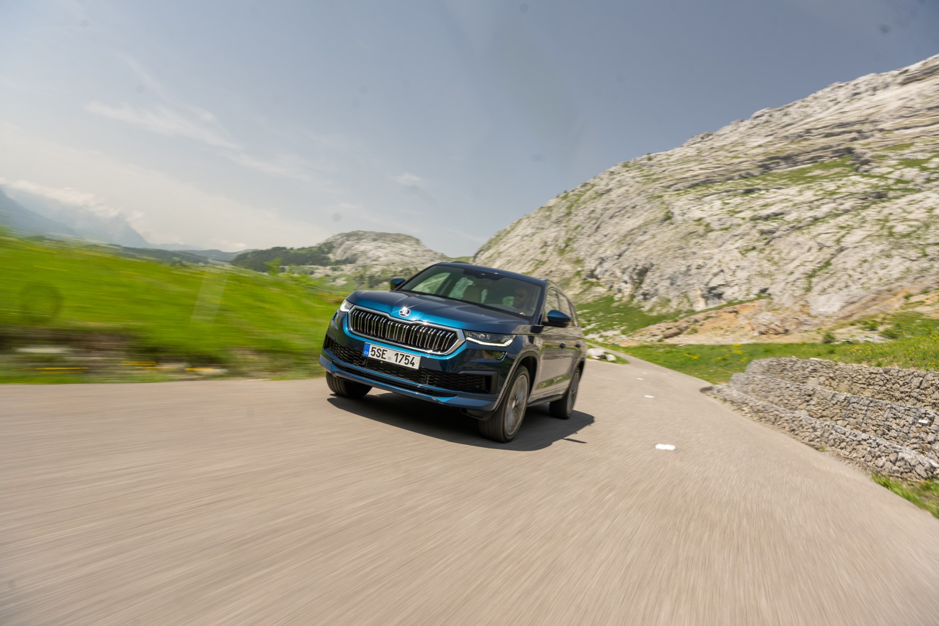 The new ŠKODA KODIAQ will get you in 60 seconds - ŠKODA Storyboard