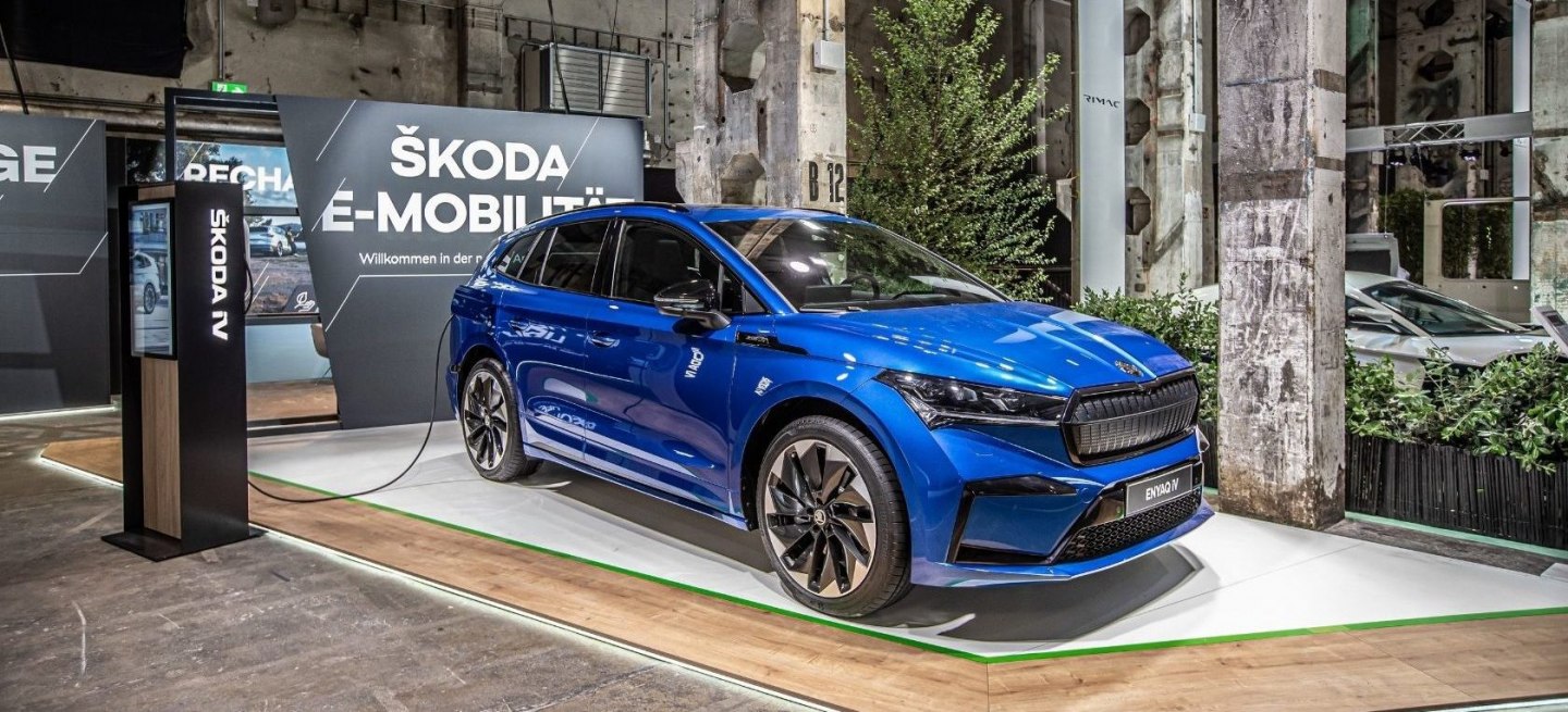 Der ŠKODA ENYAQ SPORTLINE iV - Škoda Storyboard