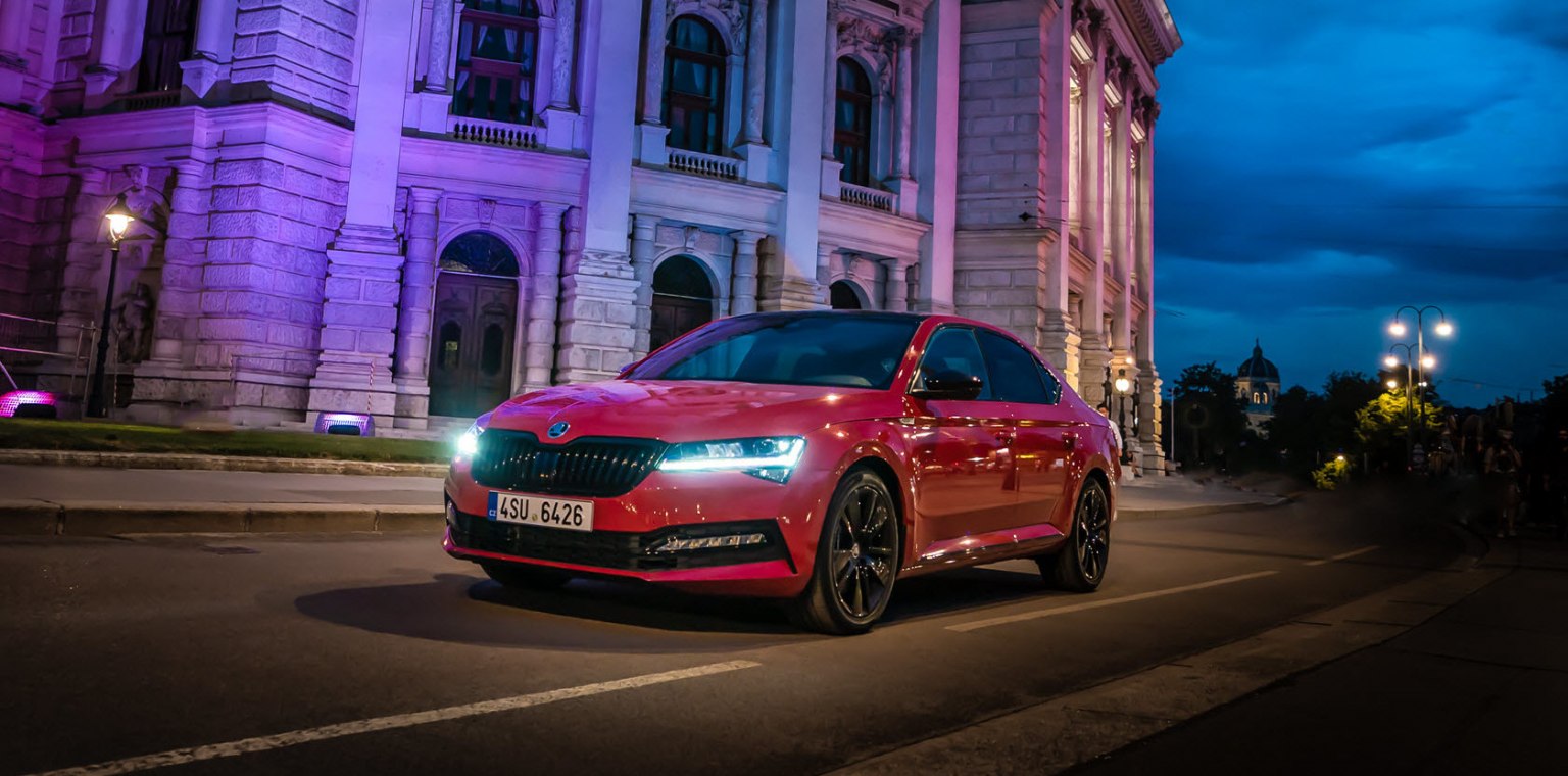 ŠKODA SUPERB – Ausstattungen für fast alle Wünsche - Škoda Storyboard