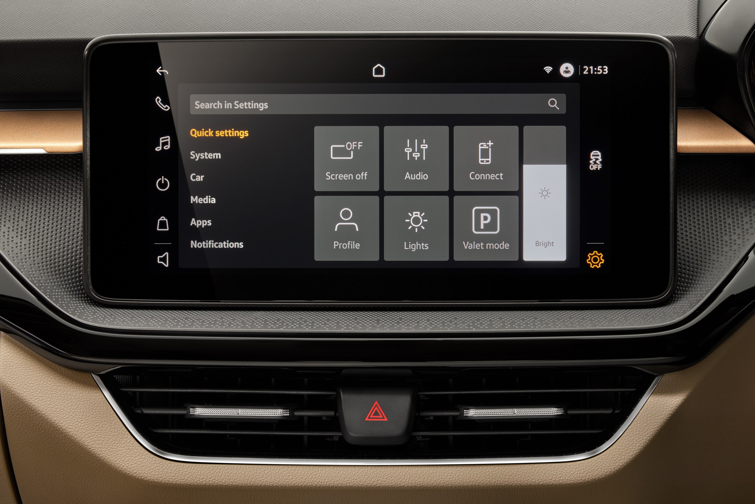 Connectivity: advanced infotainment systems with smartphone integration ...