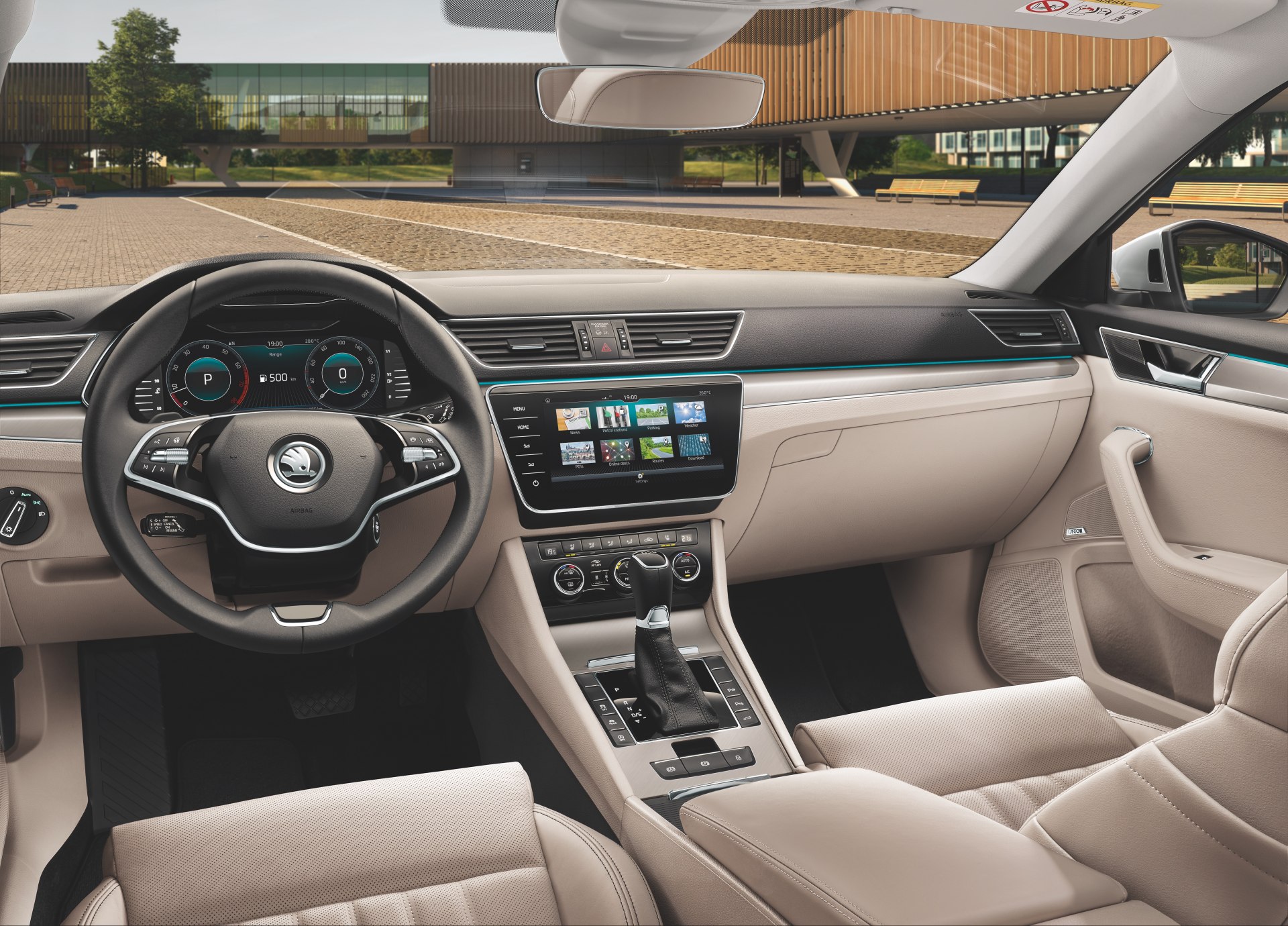 Interior of the ŠKODA SUPERB model with visible infotainment - Škoda ...
