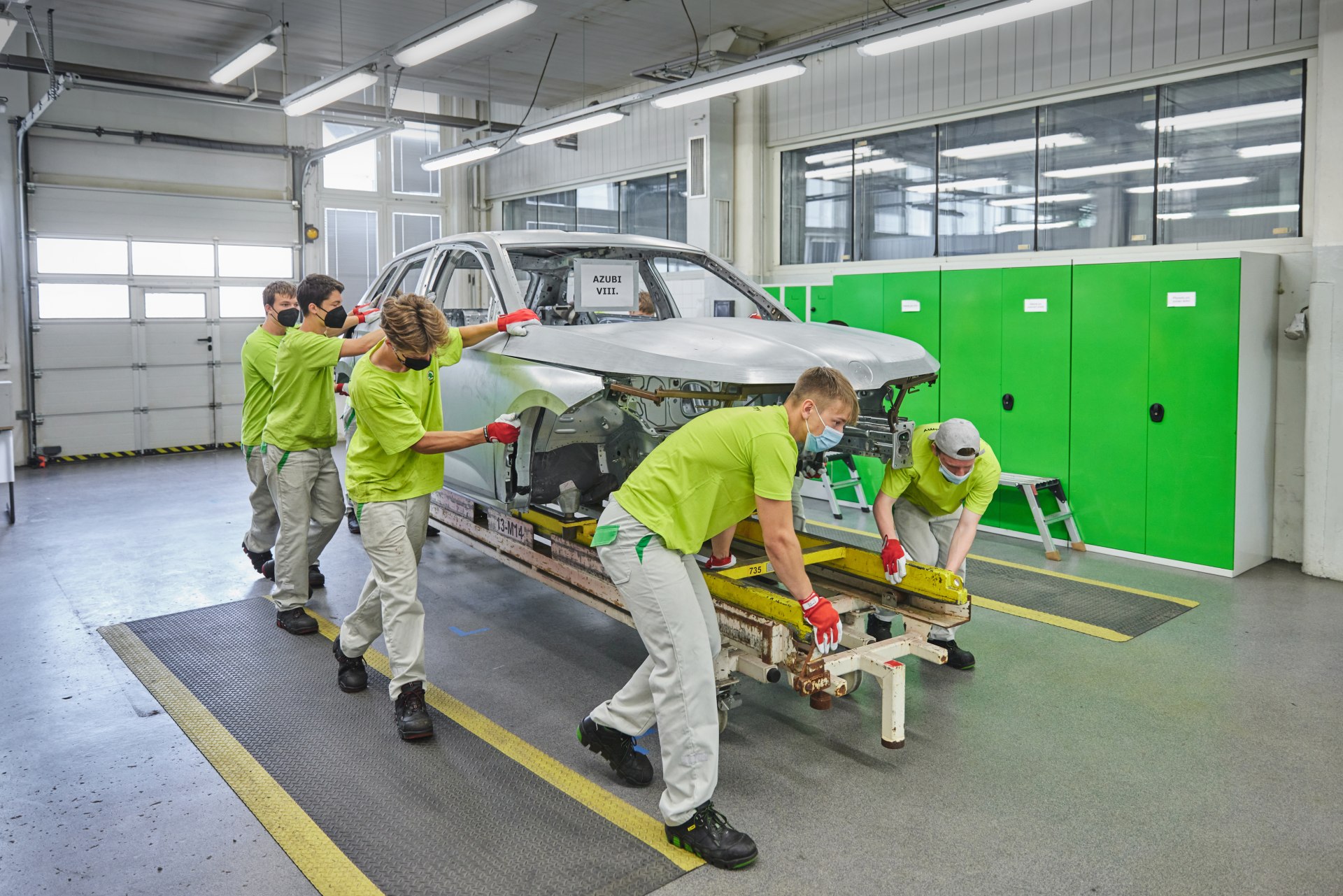 Vocational school students launch testing phase of ŠKODA AFRIQ ...