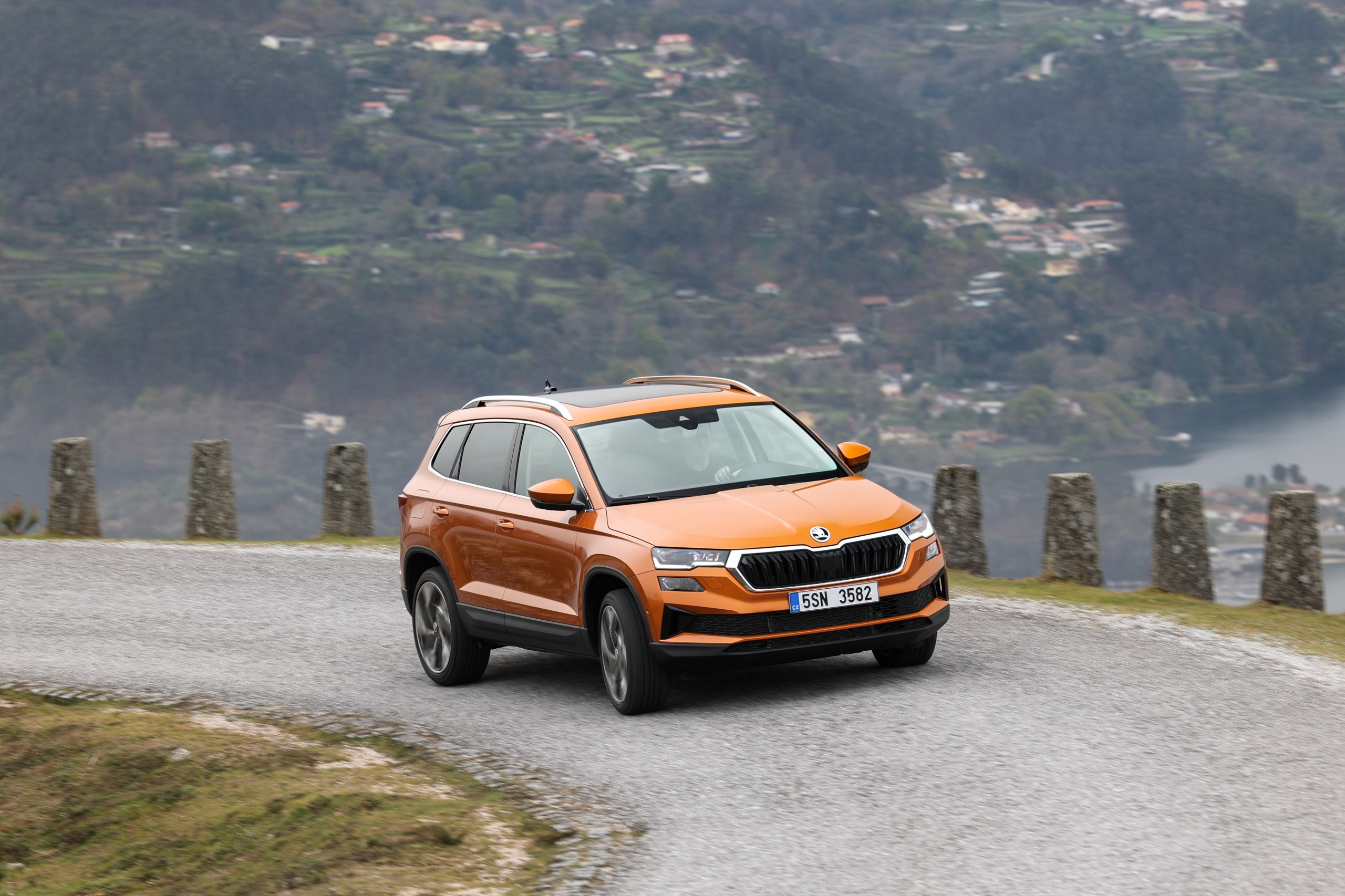 ŠKODA KAROQ - Škoda Storyboard