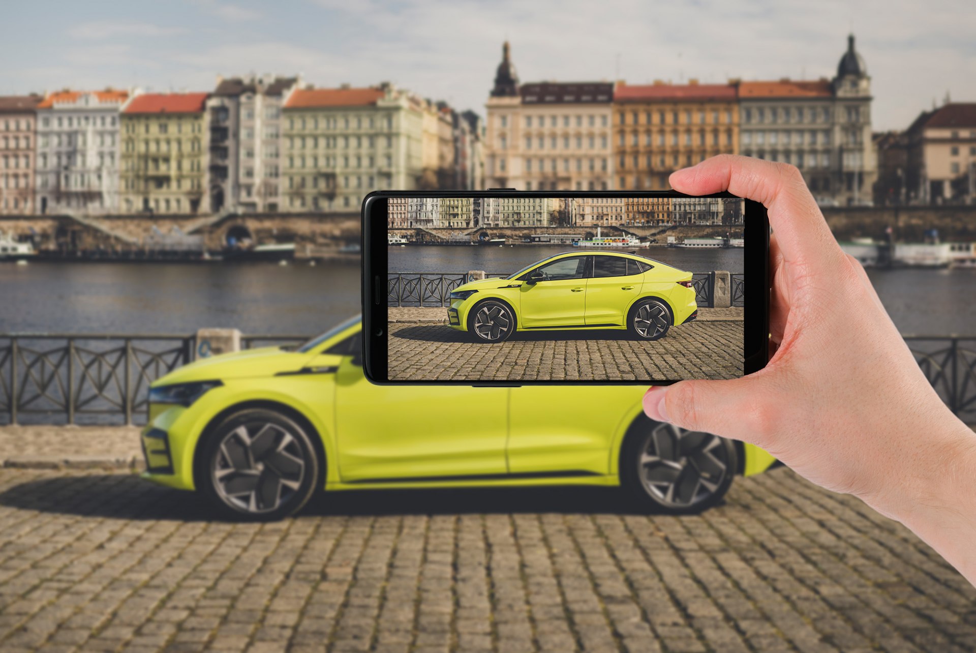 A mobile phone will do - Škoda Storyboard