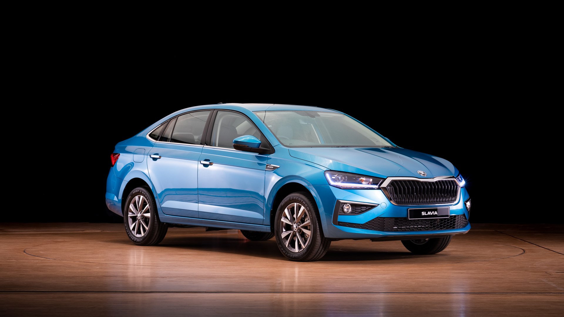 The ŠKODA SLAVIA through the eyes of its chief designer - Škoda Storyboard