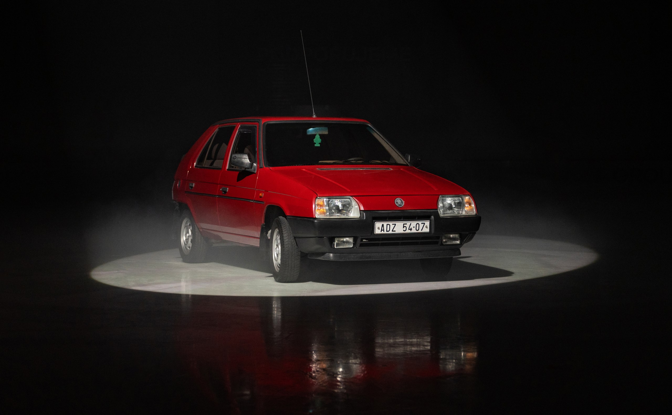 ŠKODA FAVORIT (1992) - Škoda Storyboard