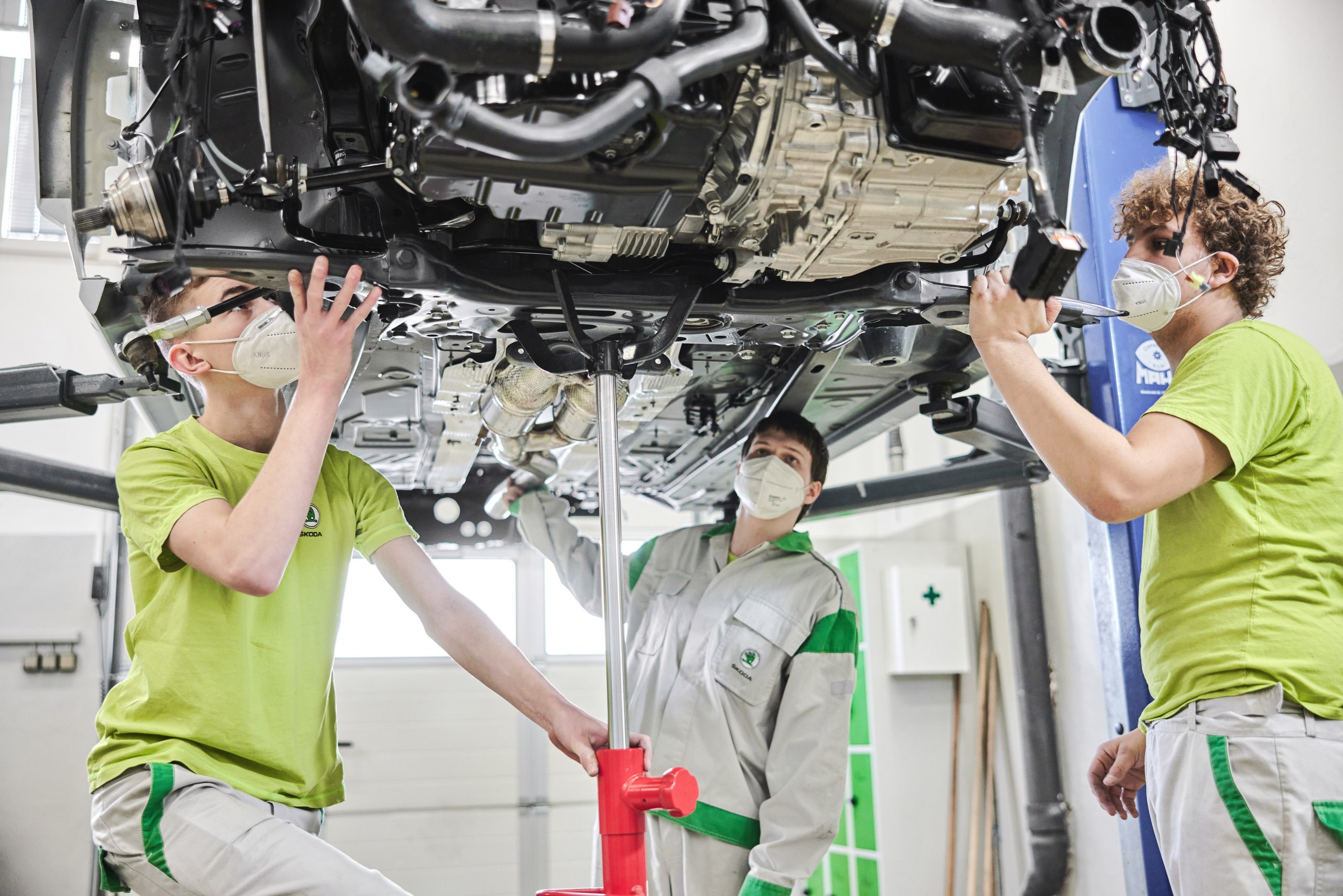 ŠKODA Academy: First-class training and further education - Škoda ...