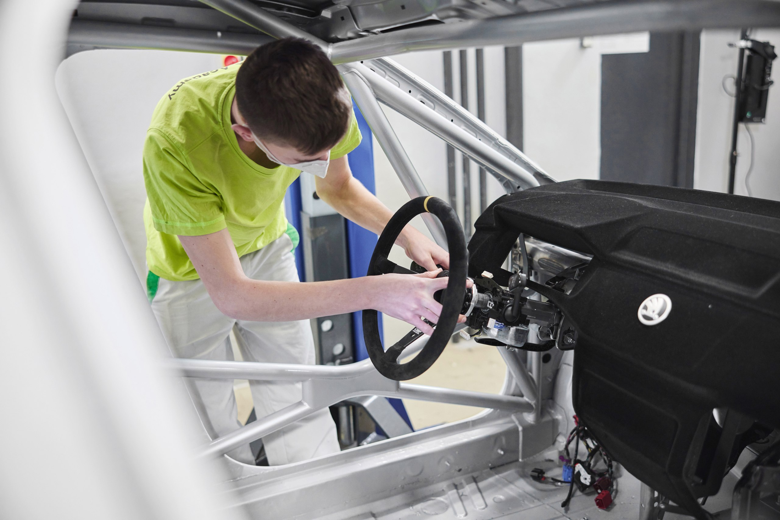 ŠKODA Academy: First-class training and further education - Škoda ...