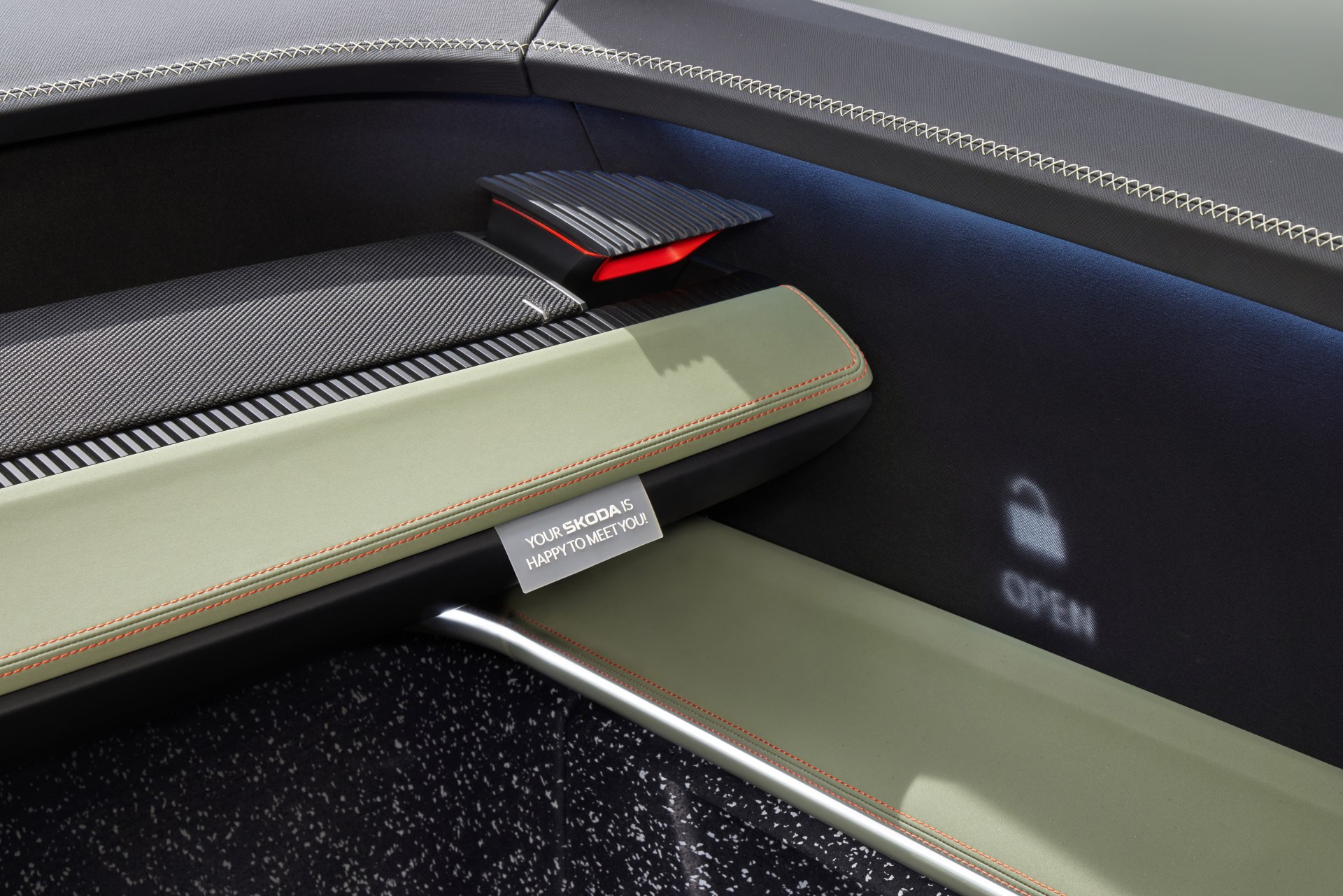 ŠKODA VISION 7S: The right interior for every setting - Škoda Storyboard