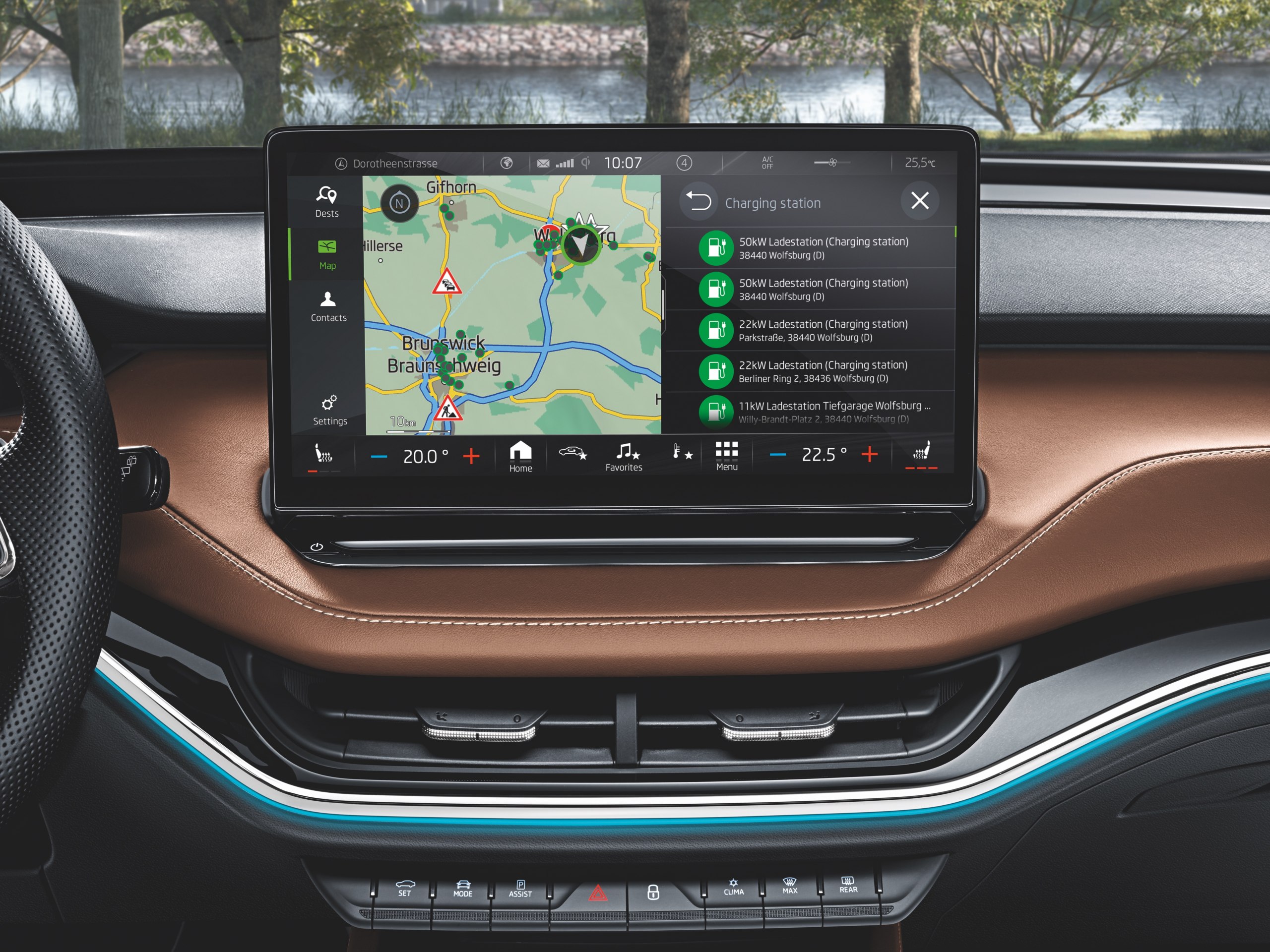 Modern infotainment systems help with charging. - Škoda Storyboard