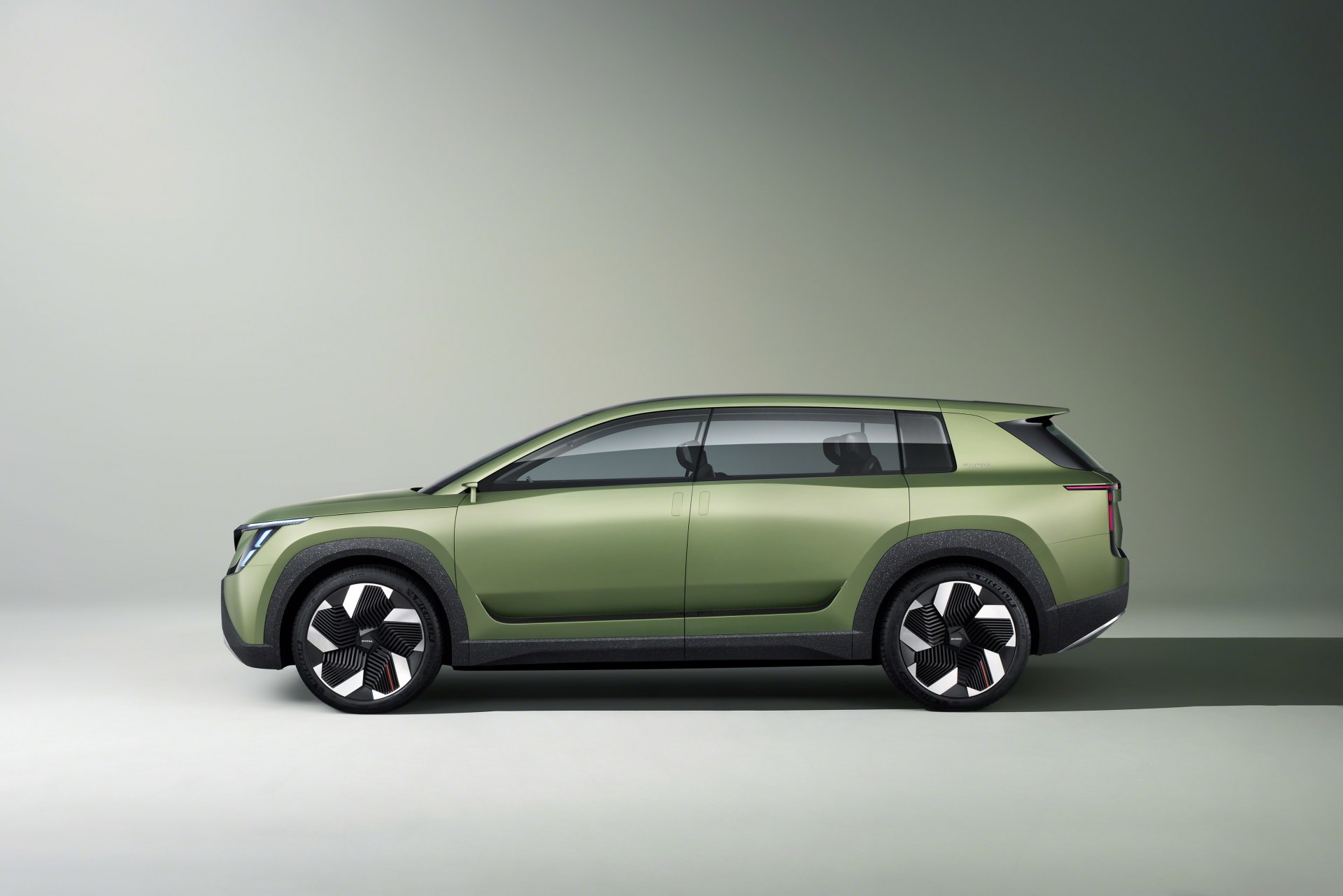 ŠKODA VISION 7S reveals the future - Škoda Storyboard