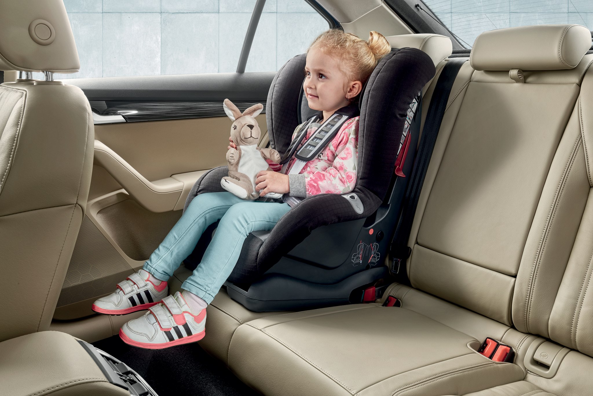 Elegantes Isofix Auf Beifahrersitz Fotos