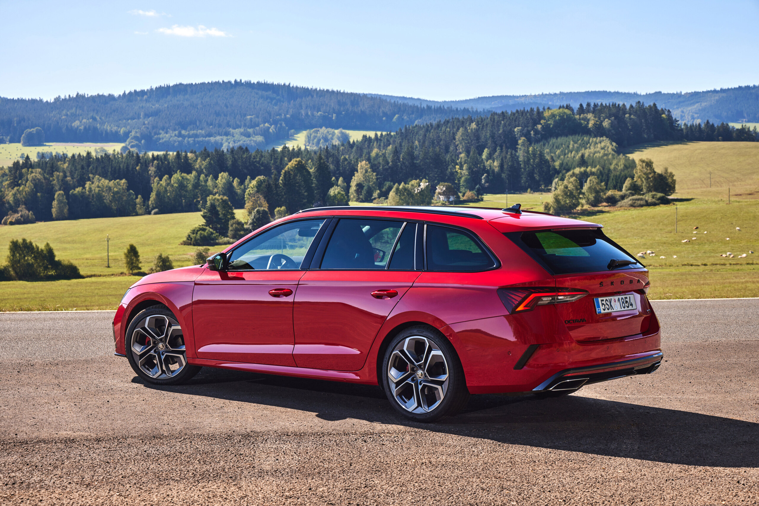 ŠKODA OCTAVIA COMBI RS - Škoda Storyboard