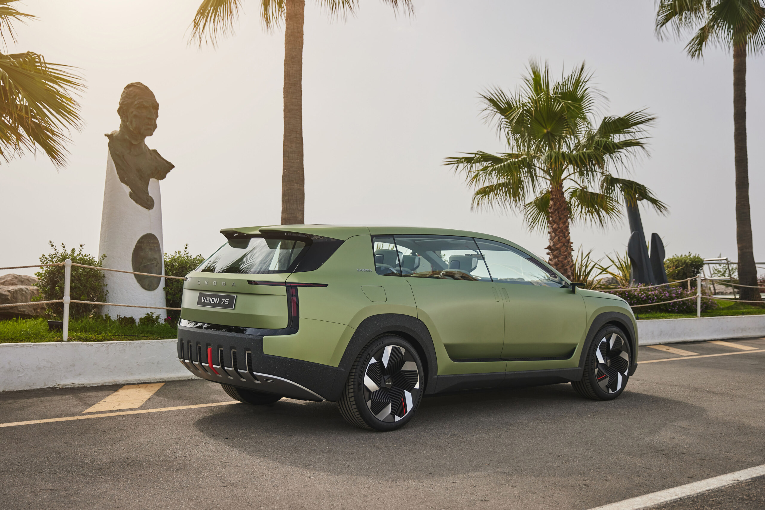 ŠKODA VISION 7S - Škoda Storyboard