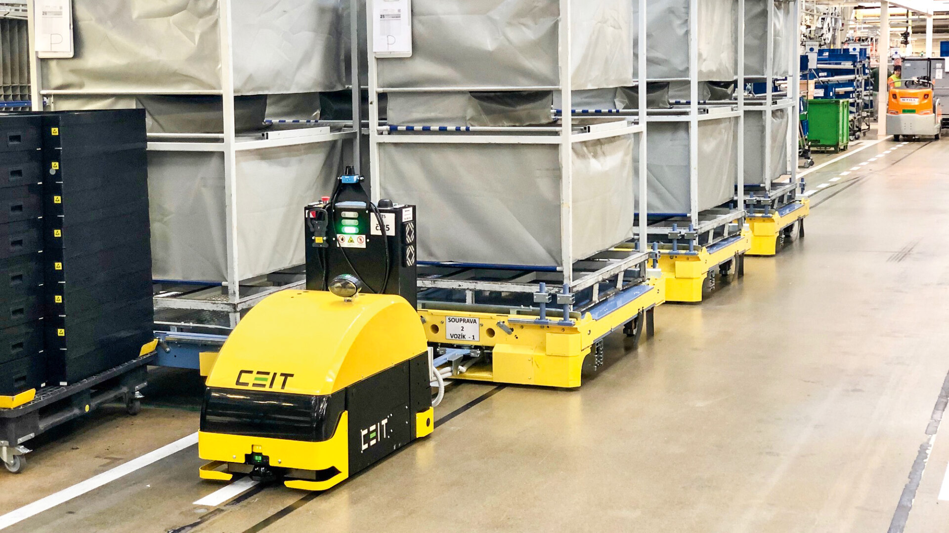 Production superheroes – modern robots help at every step - Škoda ...