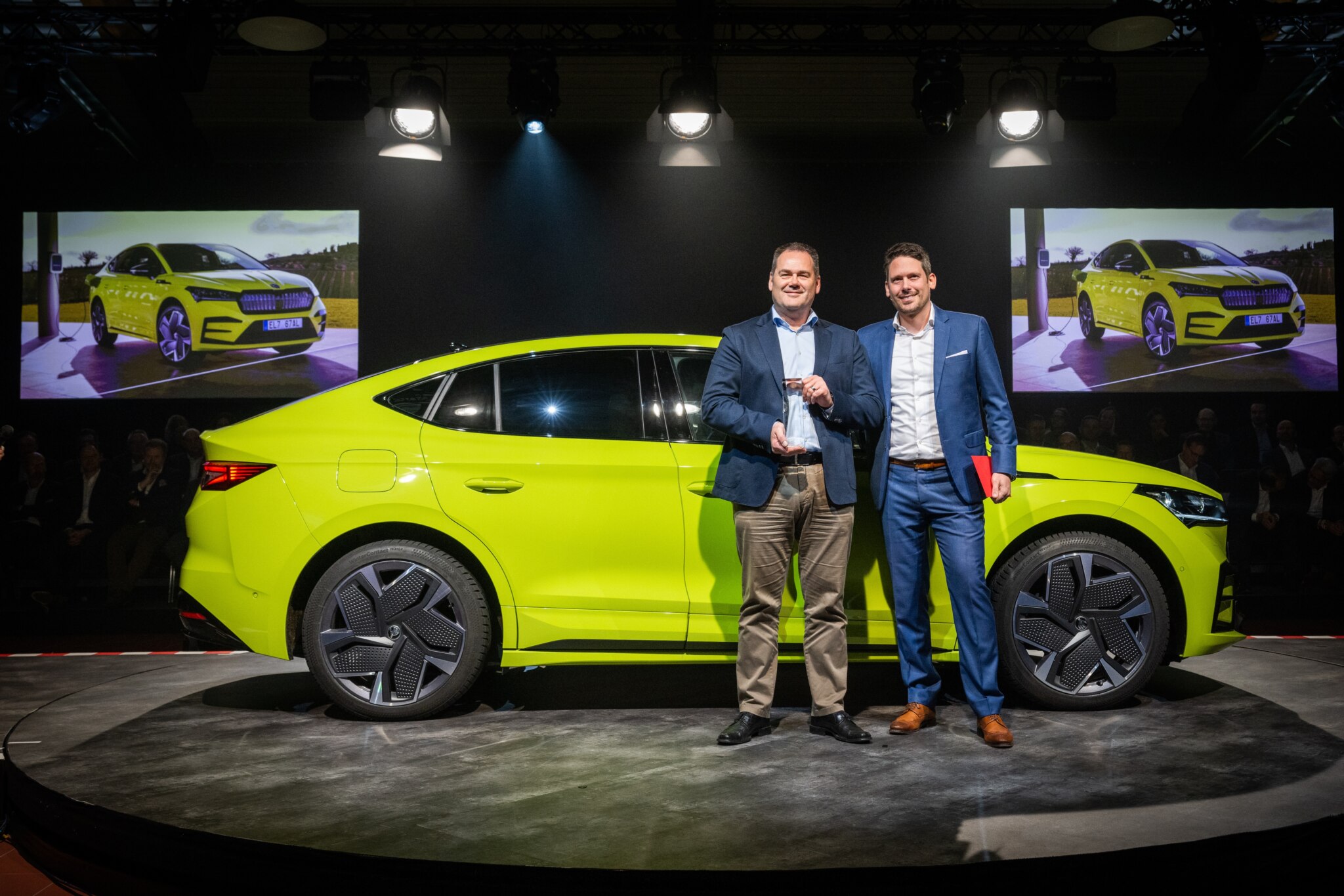 Interior: Two Design Selections and new option packages - Škoda Storyboard